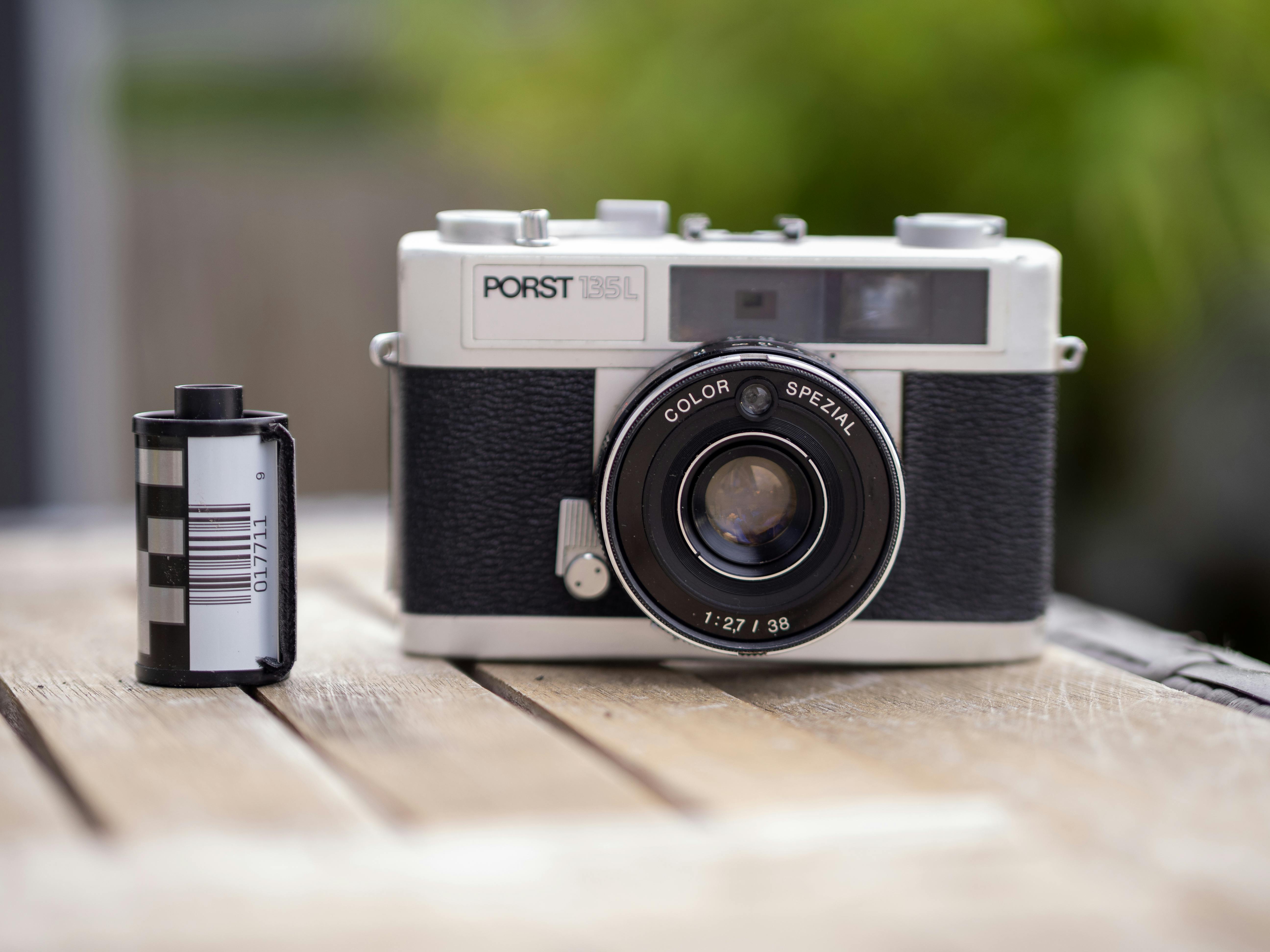 Vintage Porst 135L Camera with Film Roll · Free Stock Photo
