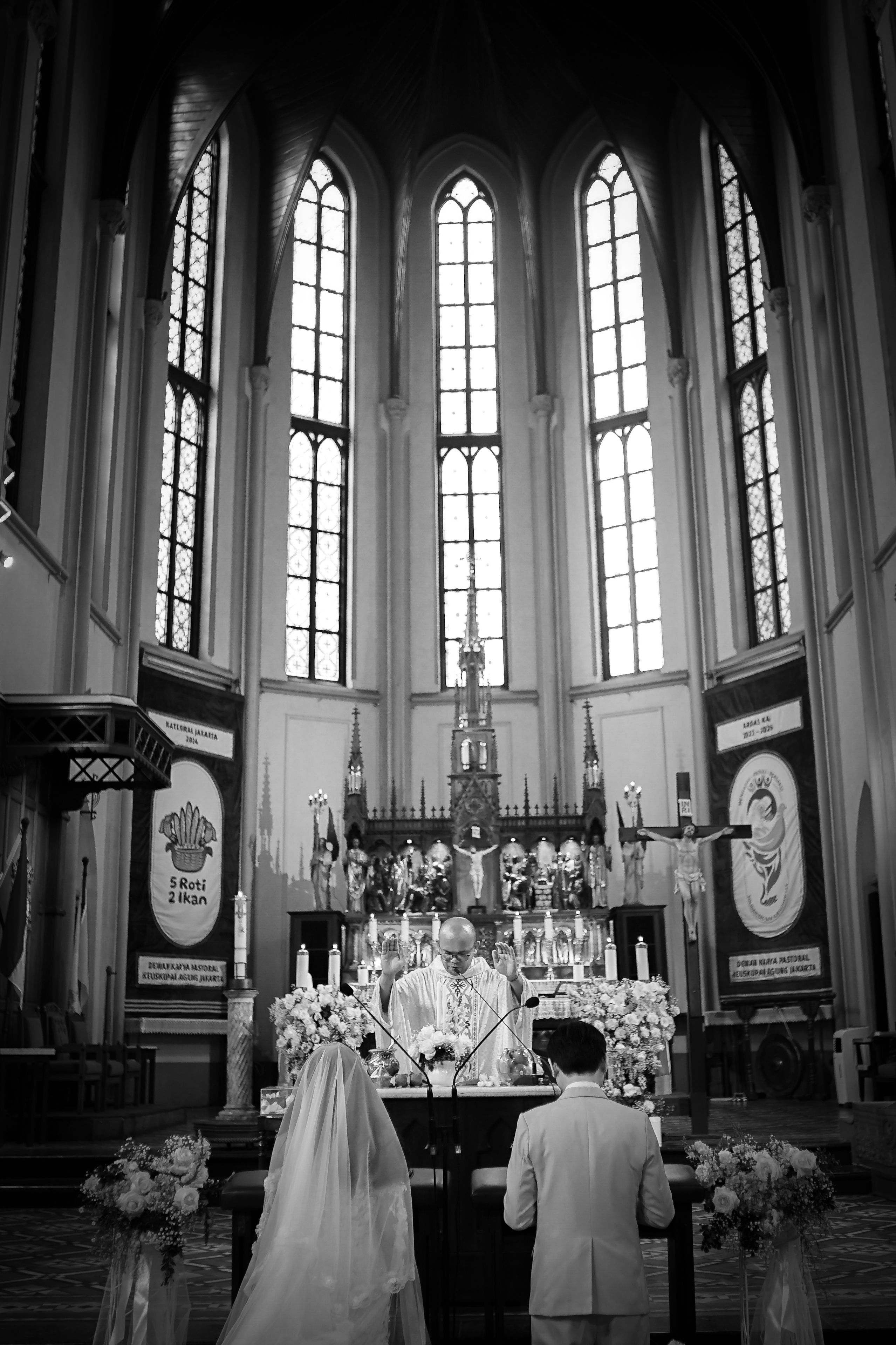 Altar Call Photos, Download The BEST Free Altar Call Stock Photos & HD ...