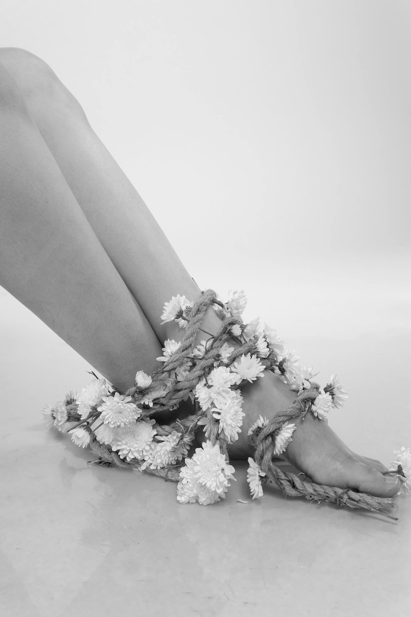 Mckinley+Richardson+Feet Photos, Download The BEST Free Mckinley ...