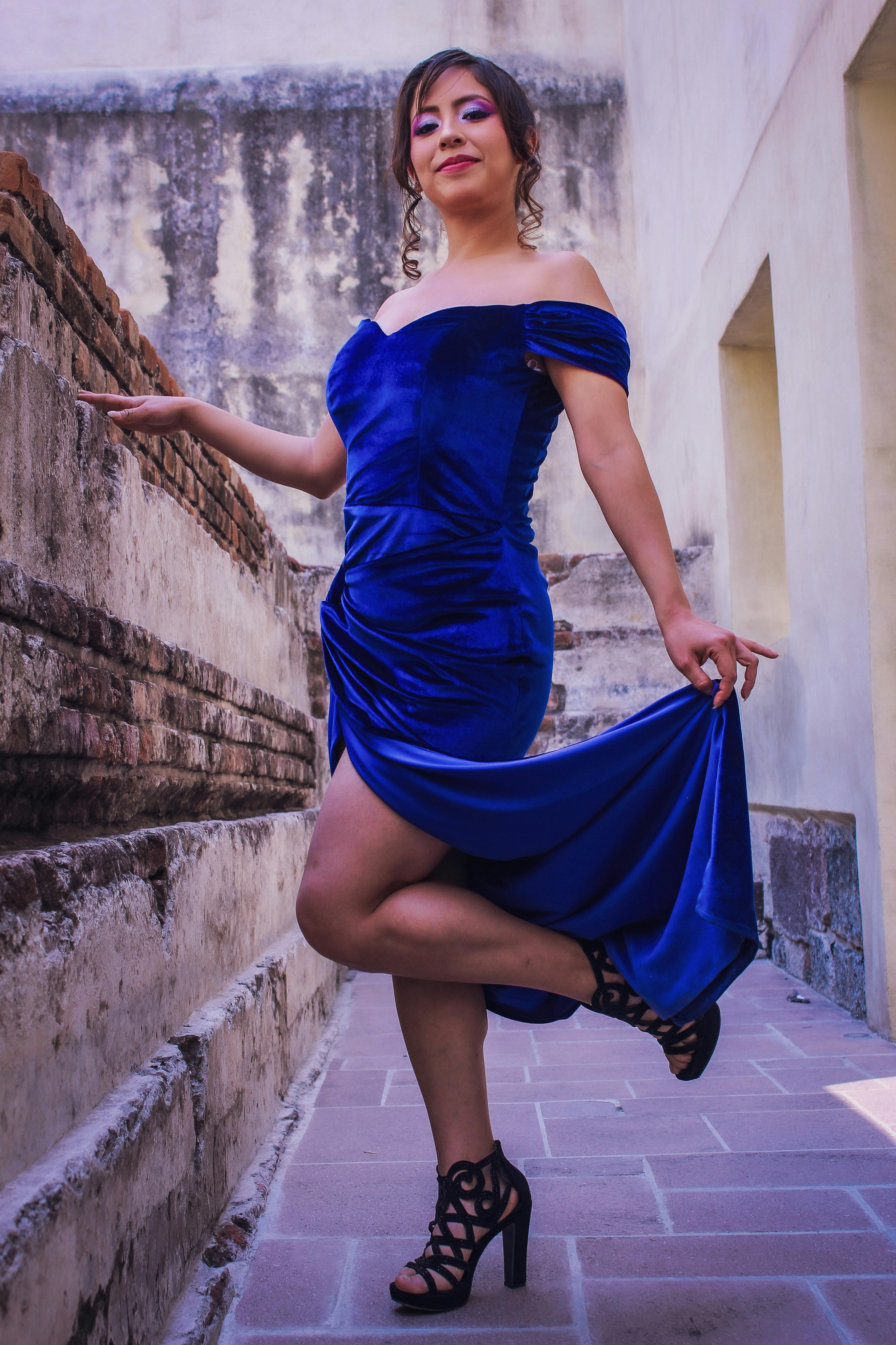 Shooting: Moda En Pasarela Modelo:@Ani.Zsandoval Mua: @Mabel Kotta ...