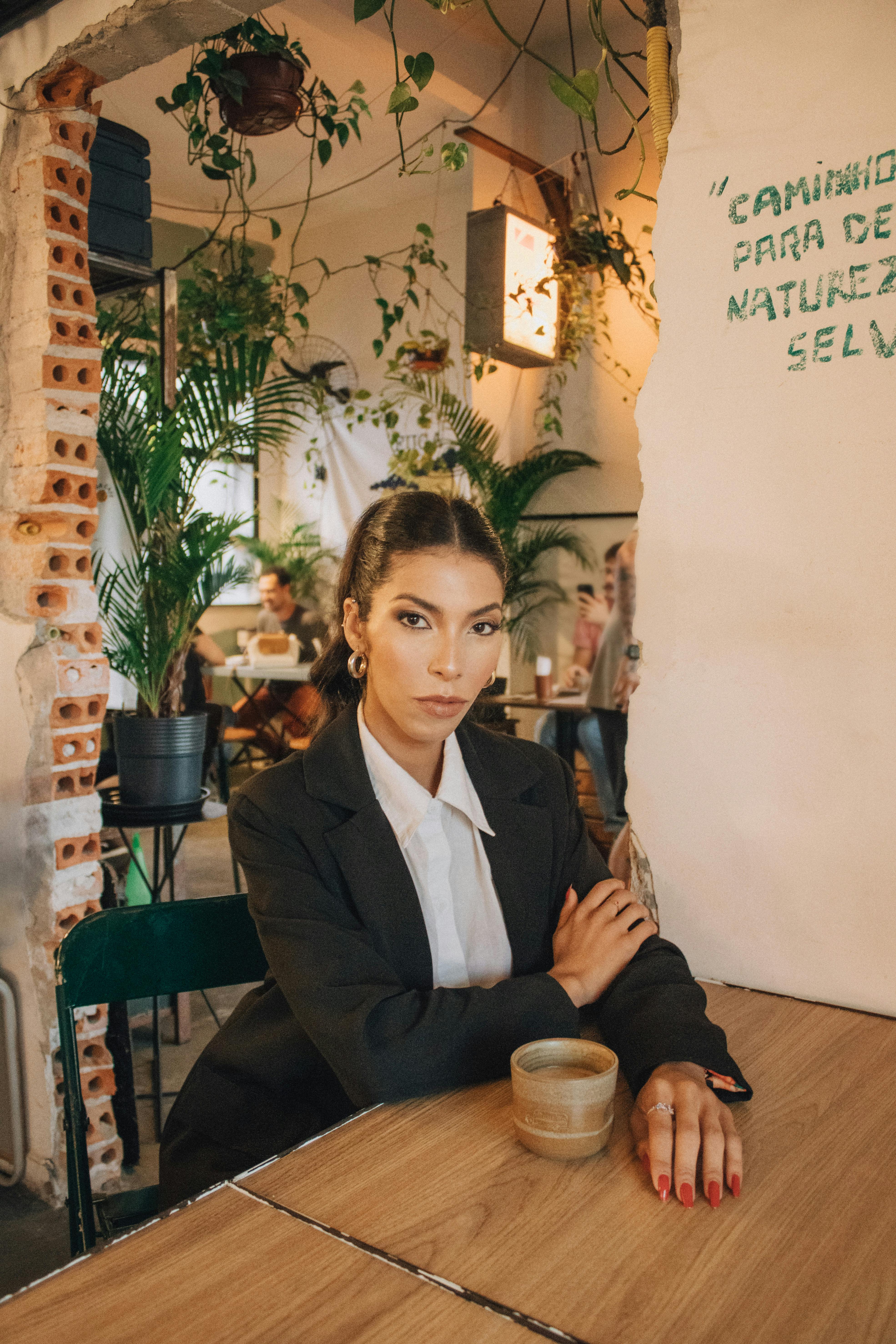 Scroller+Women+Small+Size Photos, Download The BEST Free Scroller+Women ...