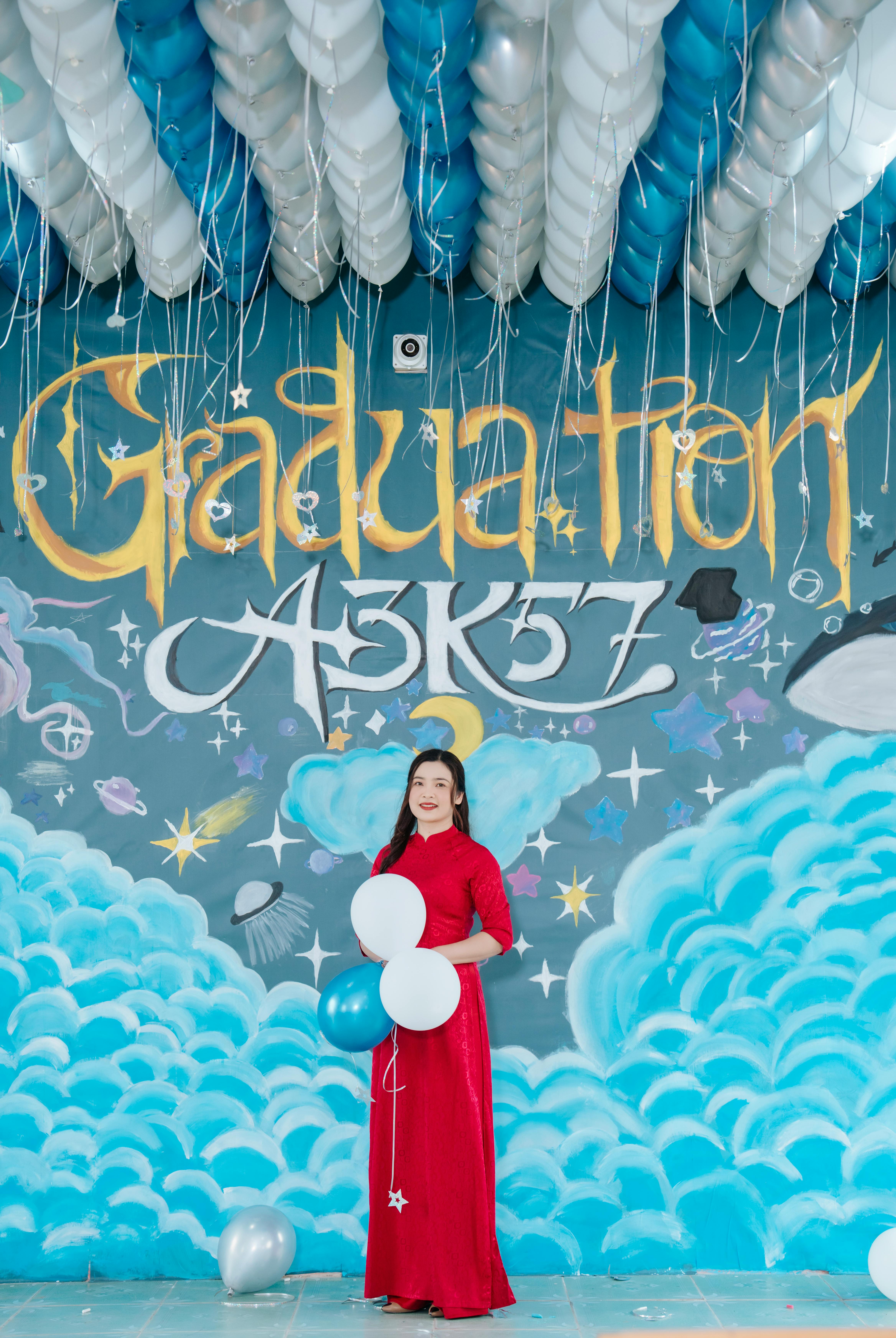 Graduation Mural Photos, Download The BEST Free Graduation Mural Stock ...