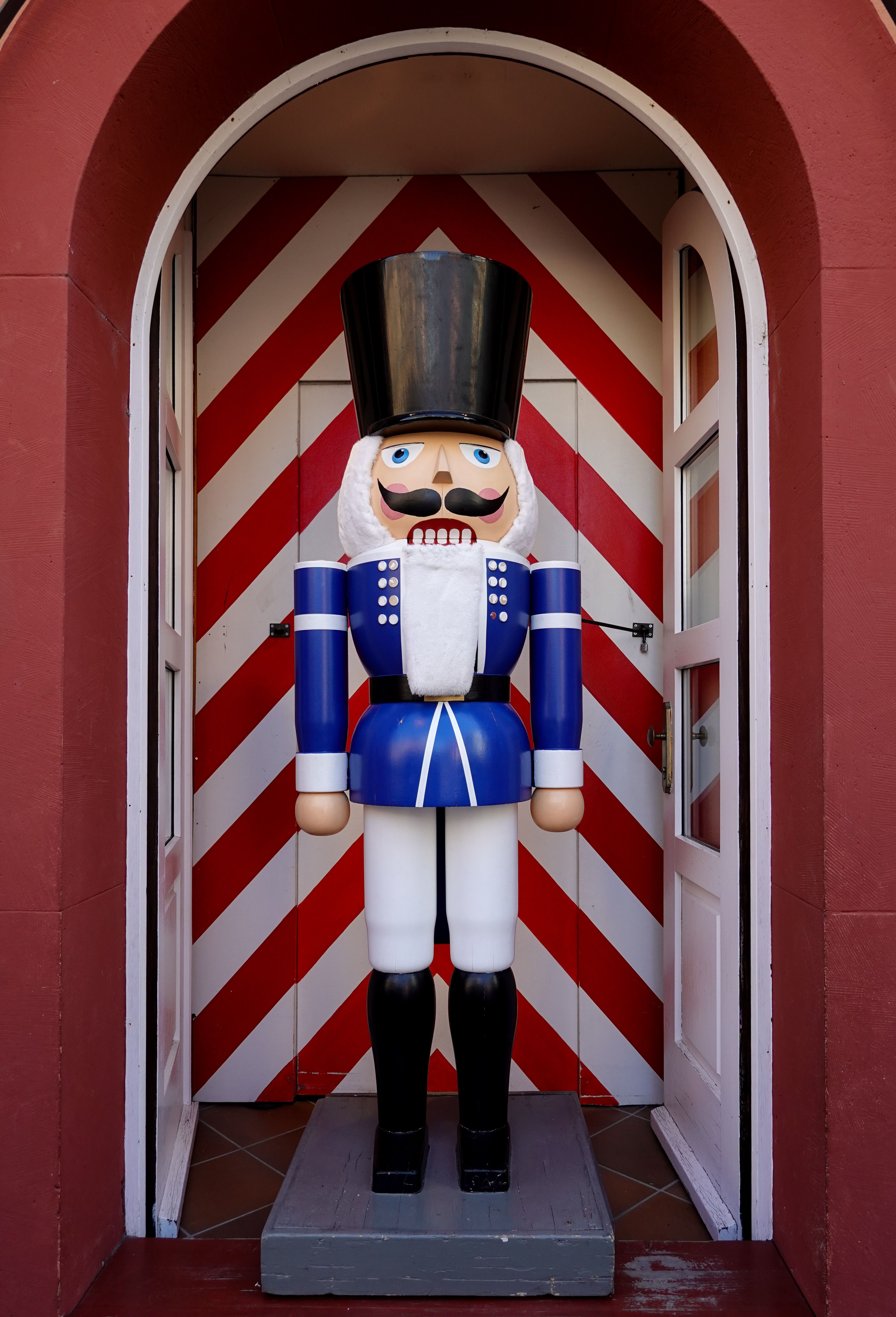 Colorful Nutcracker Statue at Holiday Display · Free Stock Photo