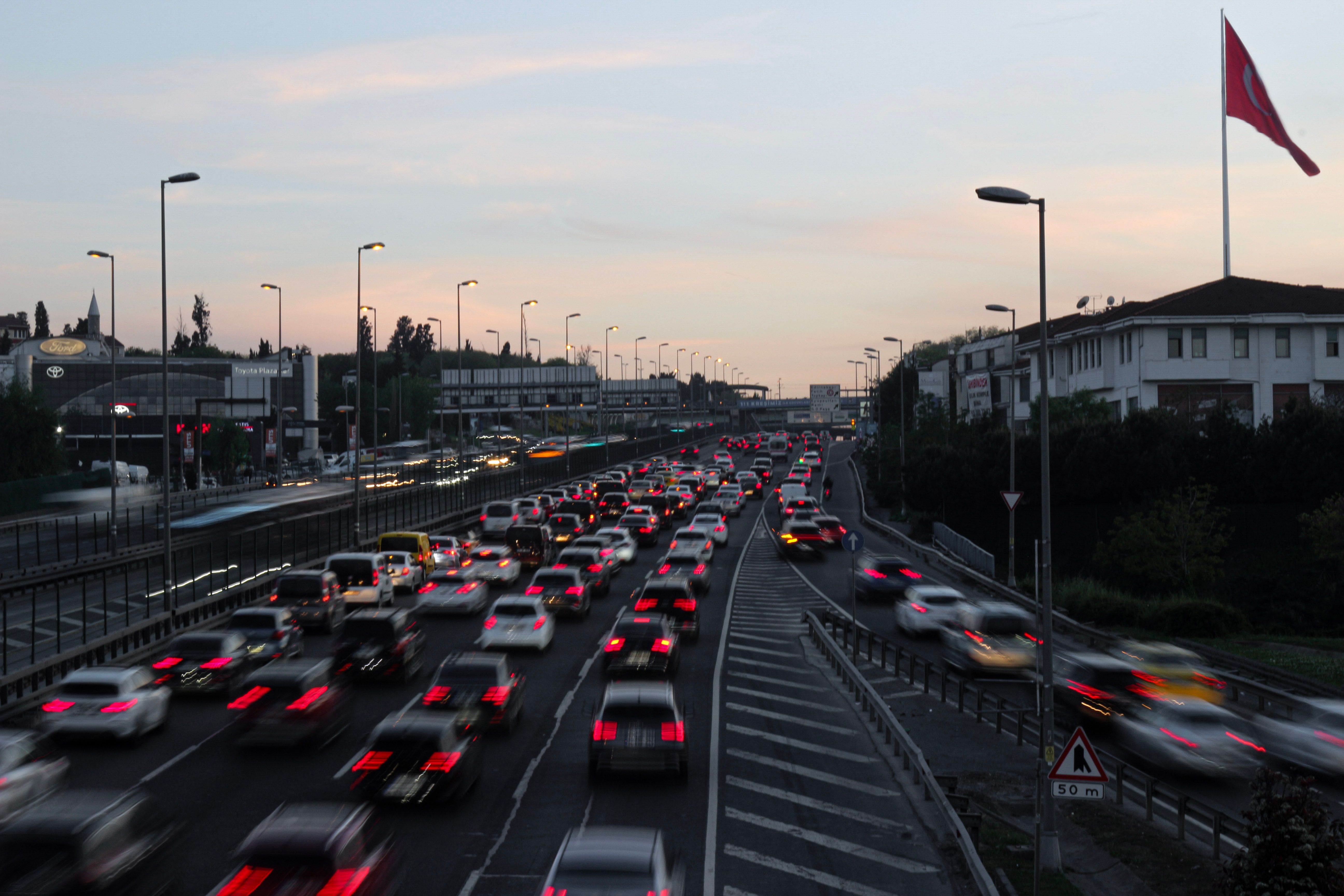 Fast Traffic In La Photos, Download The BEST Free Fast Traffic In La ...