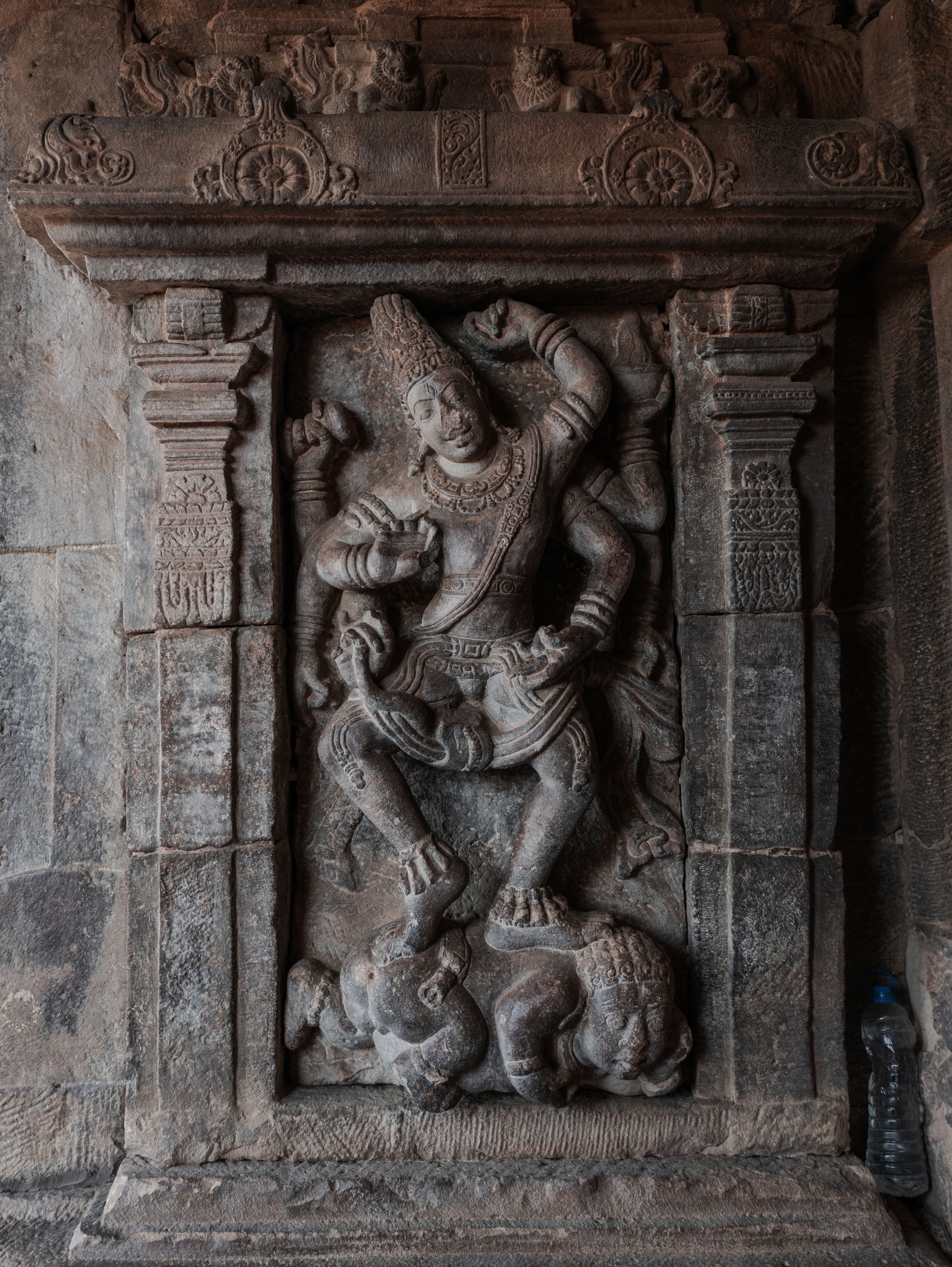 Intricate Sandstone Carving in Pattadakal Temple · Free Stock Photo