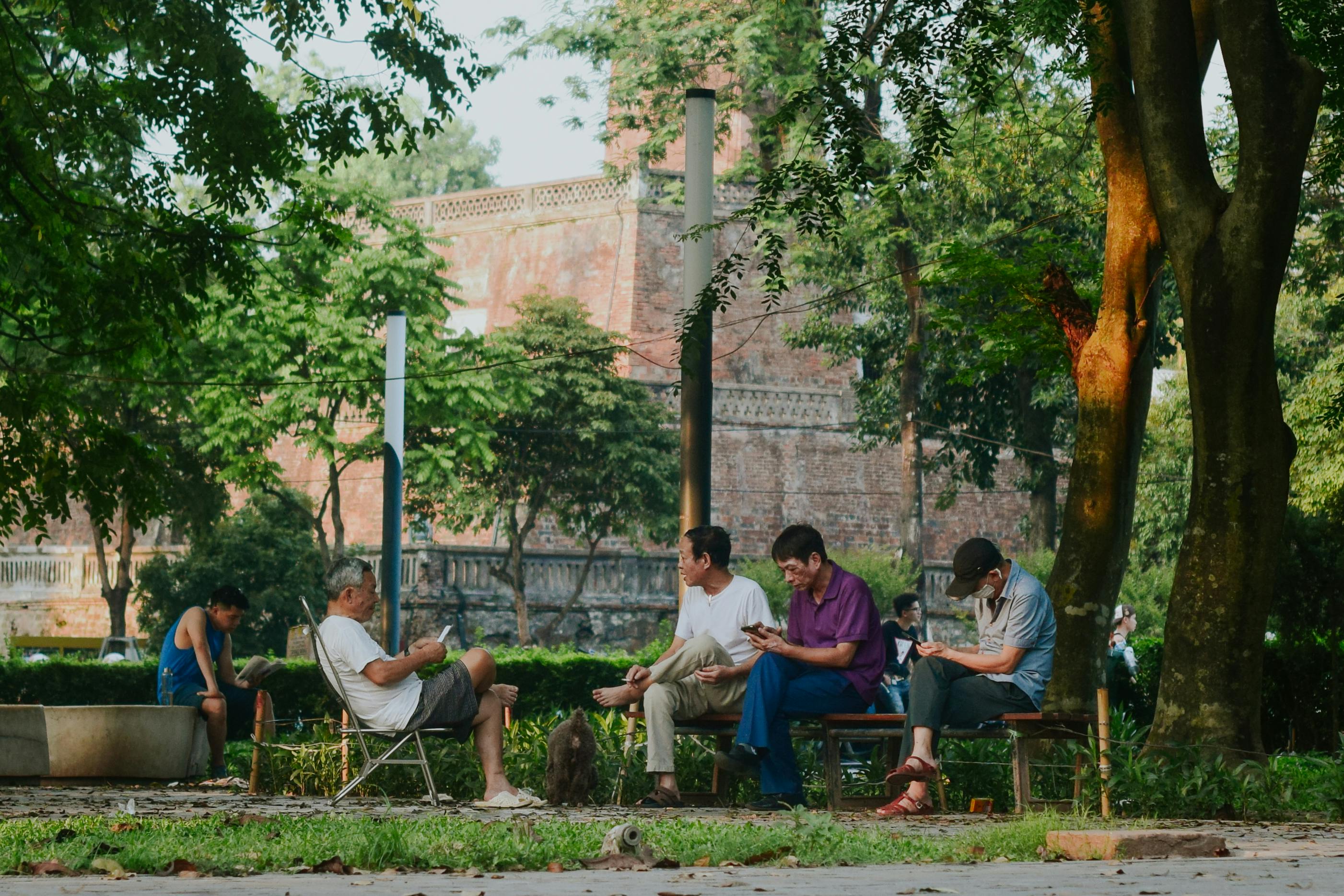 Socializing Photos, Download The BEST Free Socializing Stock Photos ...