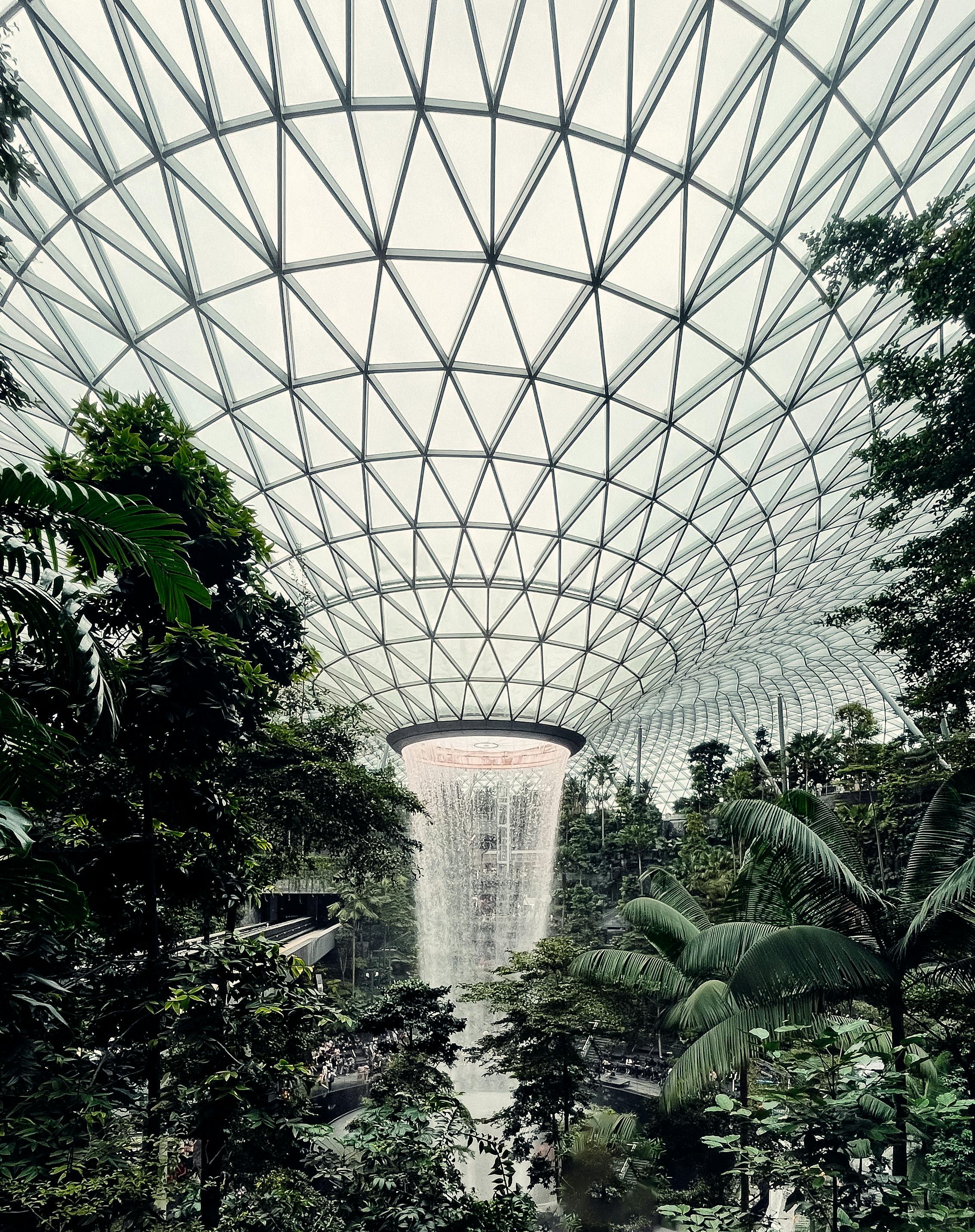 Spectacular Jewel Changi Rain Vortex in Singapore · Free Stock Photo