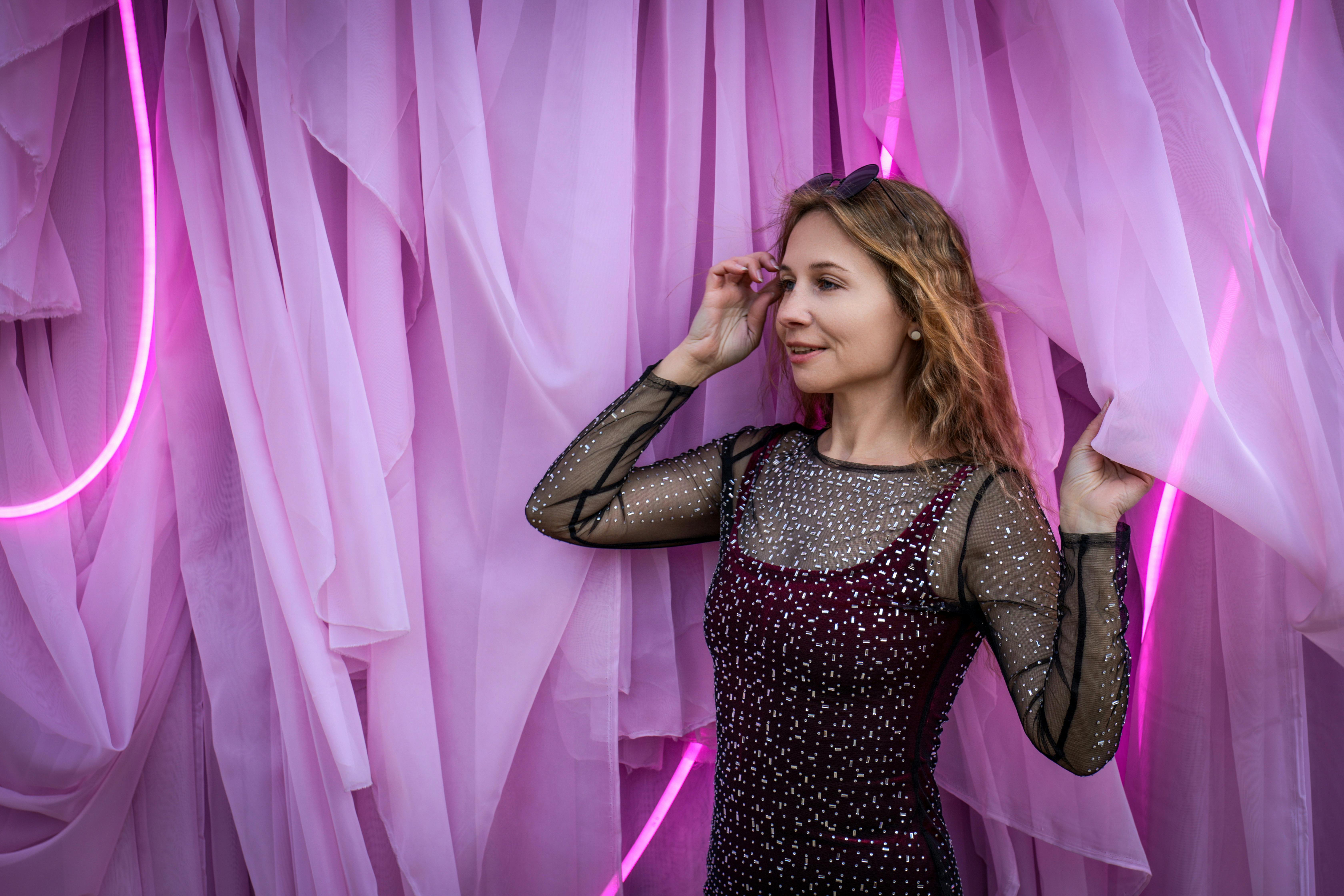 Neon Boudoir Fotoshooting Photos, Download The BEST Free Neon Boudoir ...