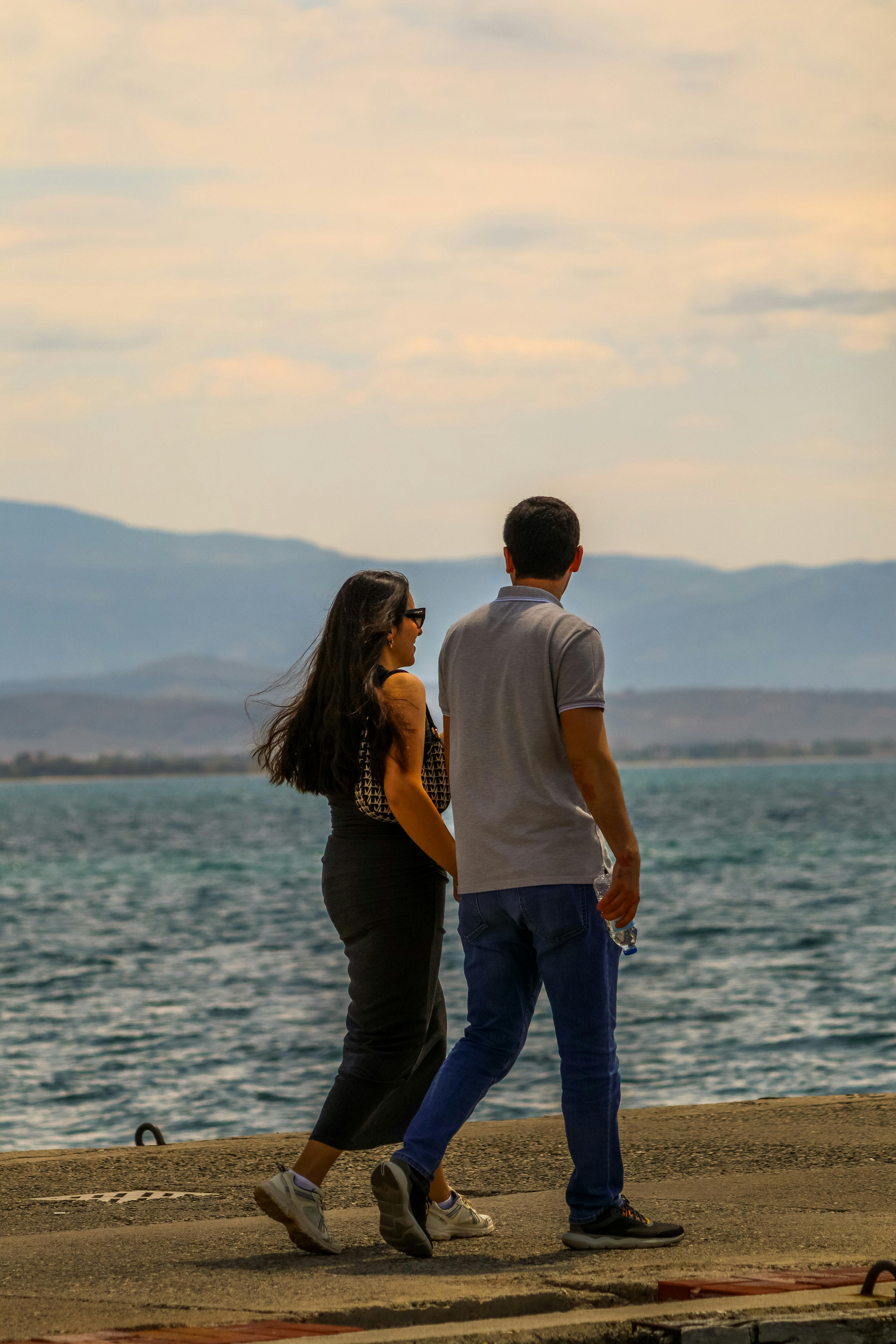 Woman Straddling Man Photos, Download The BEST Free Woman Straddling ...