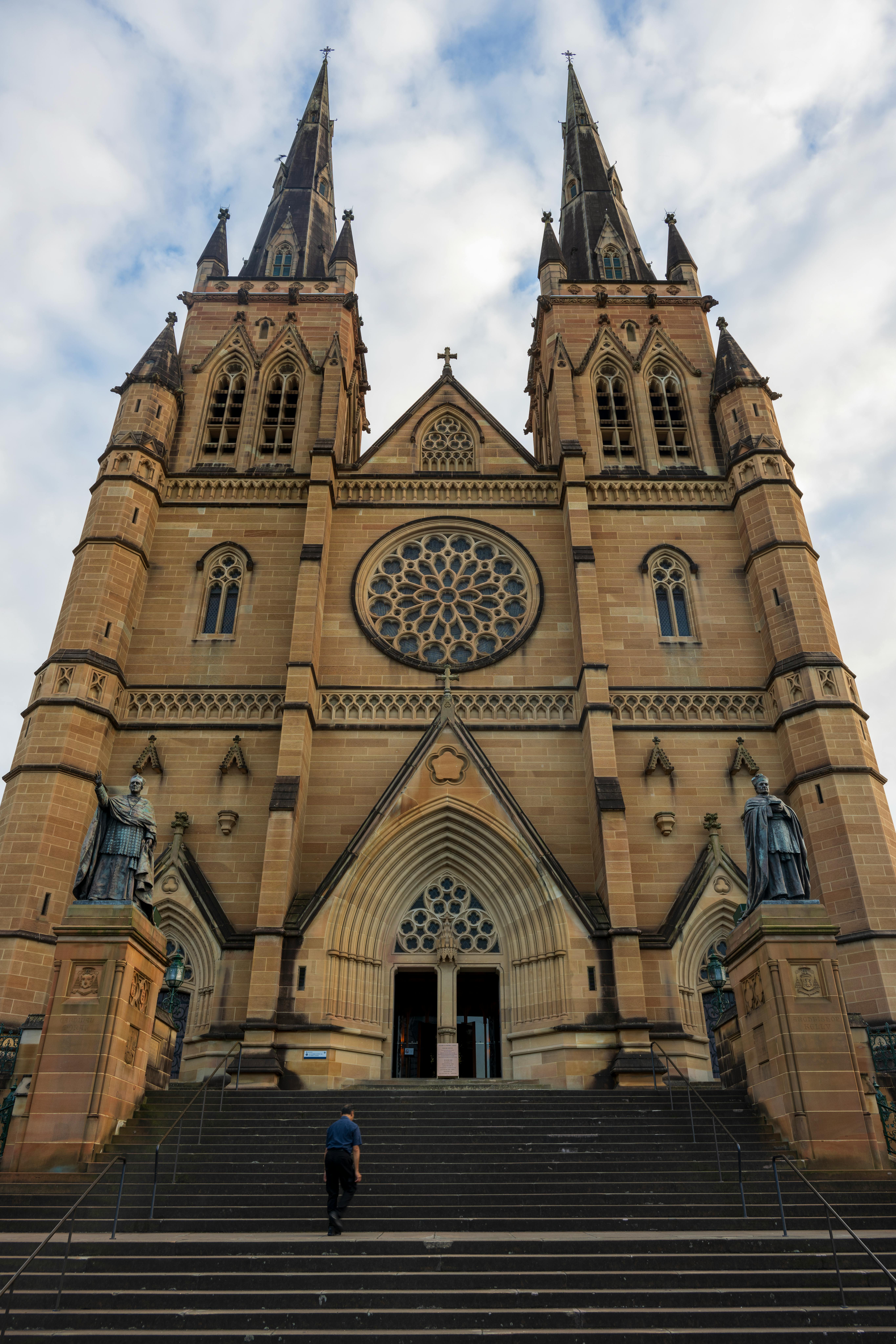 Gothic Architecture Photos, Download The BEST Free Gothic Architecture ...