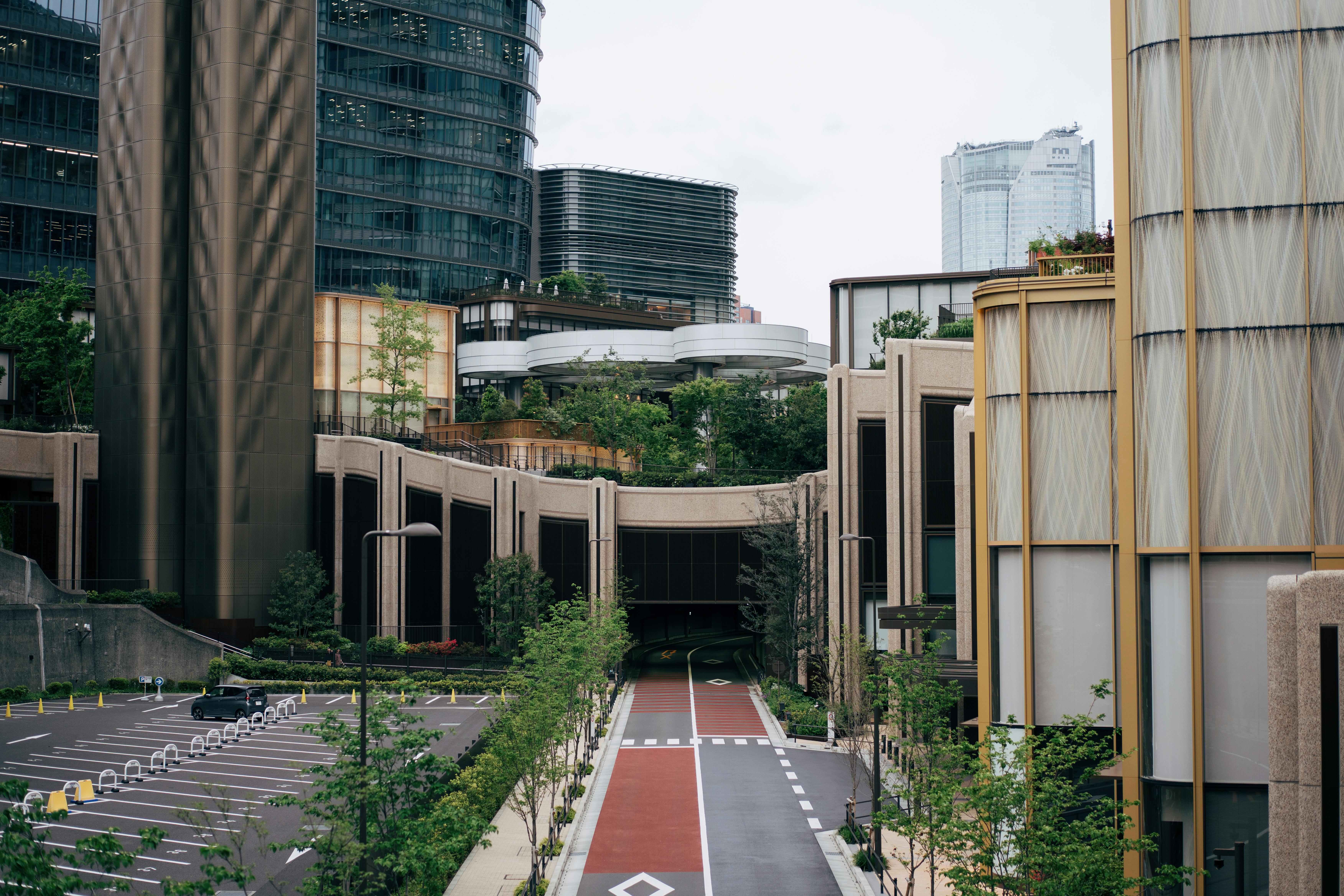 Modern Architectural Streetscape in Tokyo · Free Stock Photo