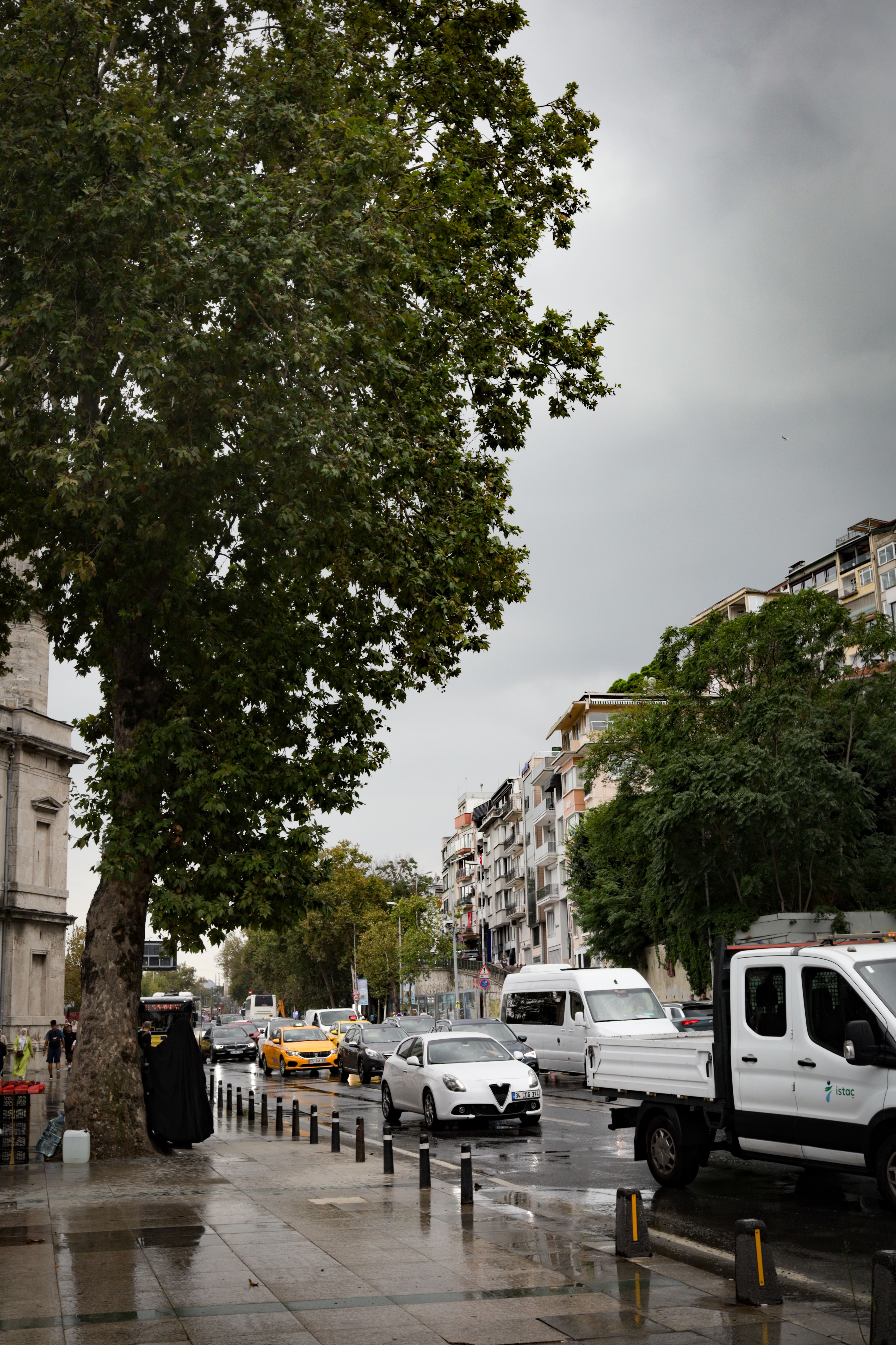 Rainy Day Street Scene in Istanbul City · Free Stock Photo