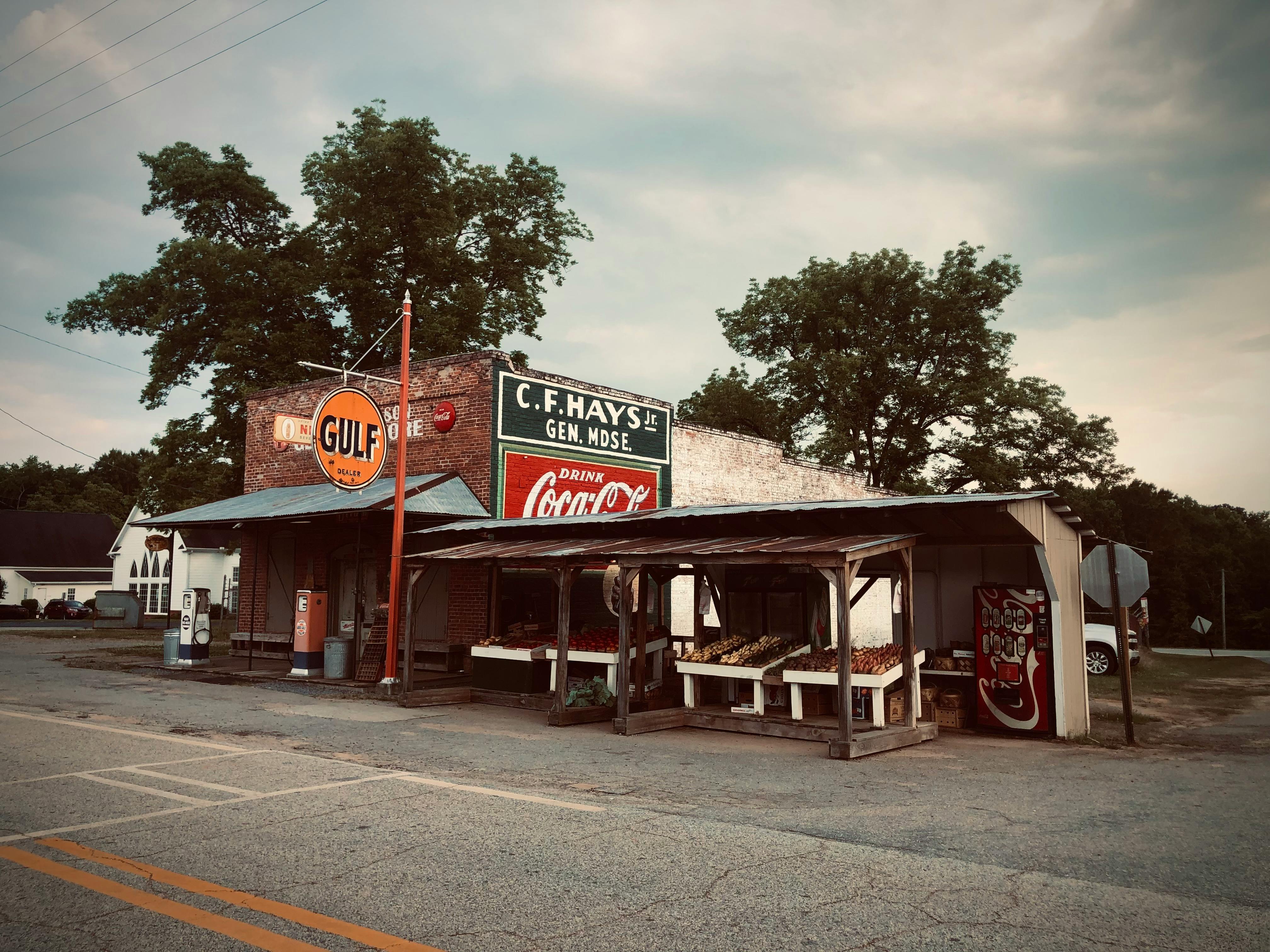 Vintage General Storefront in Georgia · Free Stock Photo