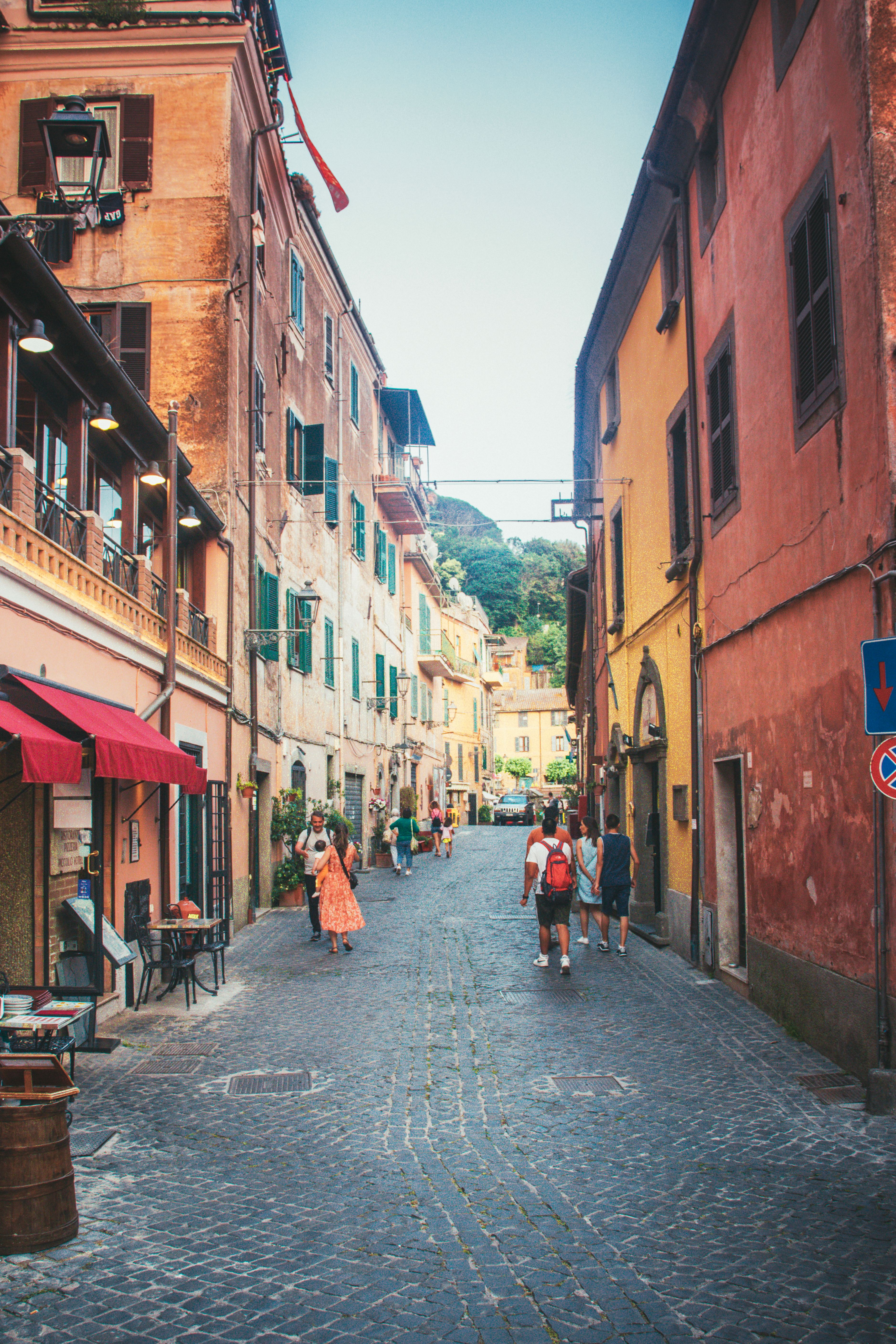Charming Street in Nemi, Italy with Vibrant Architecture · Free Stock Photo