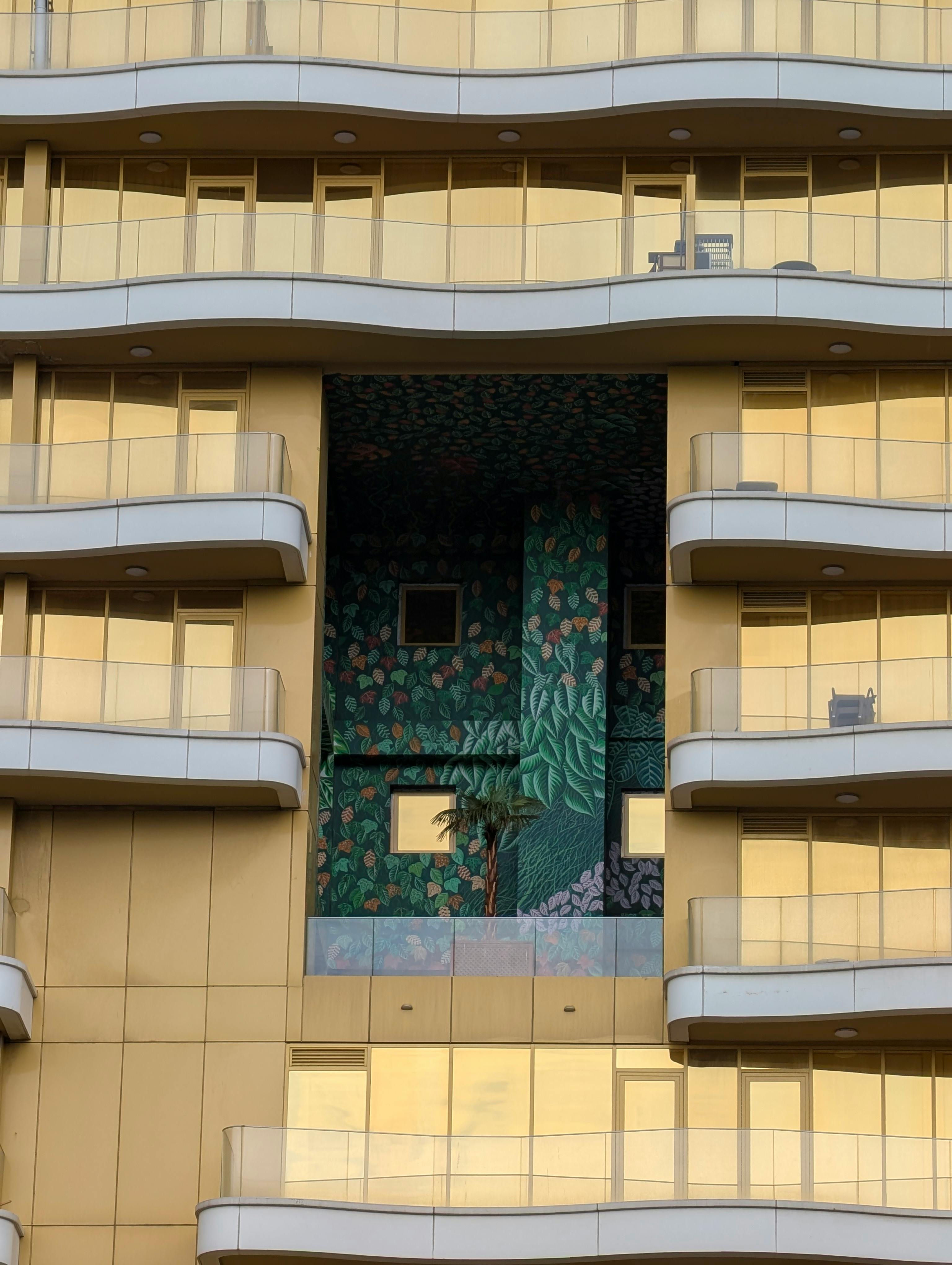 Building Hoarding Design Photos, Download The BEST Free Building ...