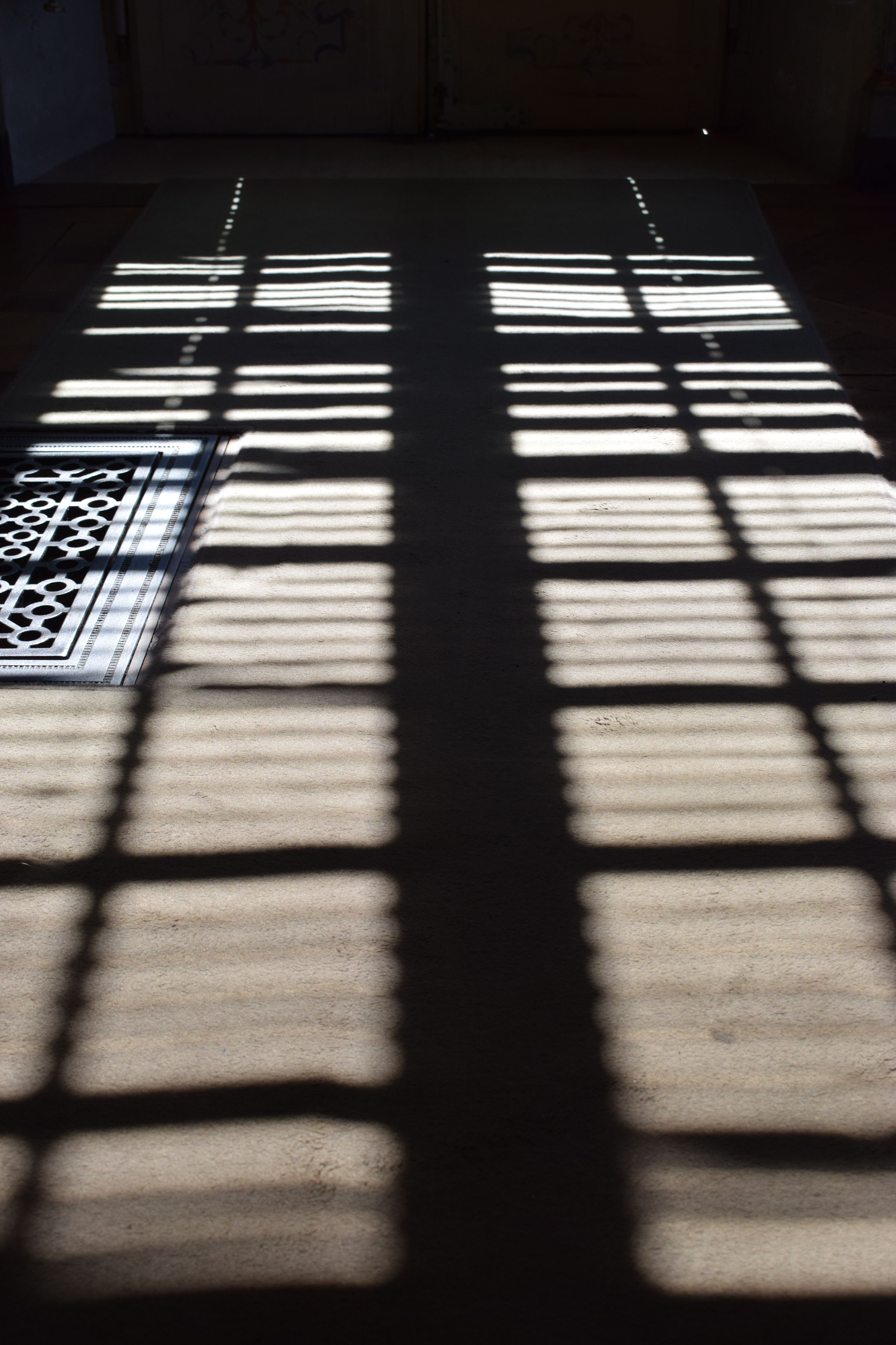 Shadow Patterns on Floor in Turim, Italy · Free Stock Photo