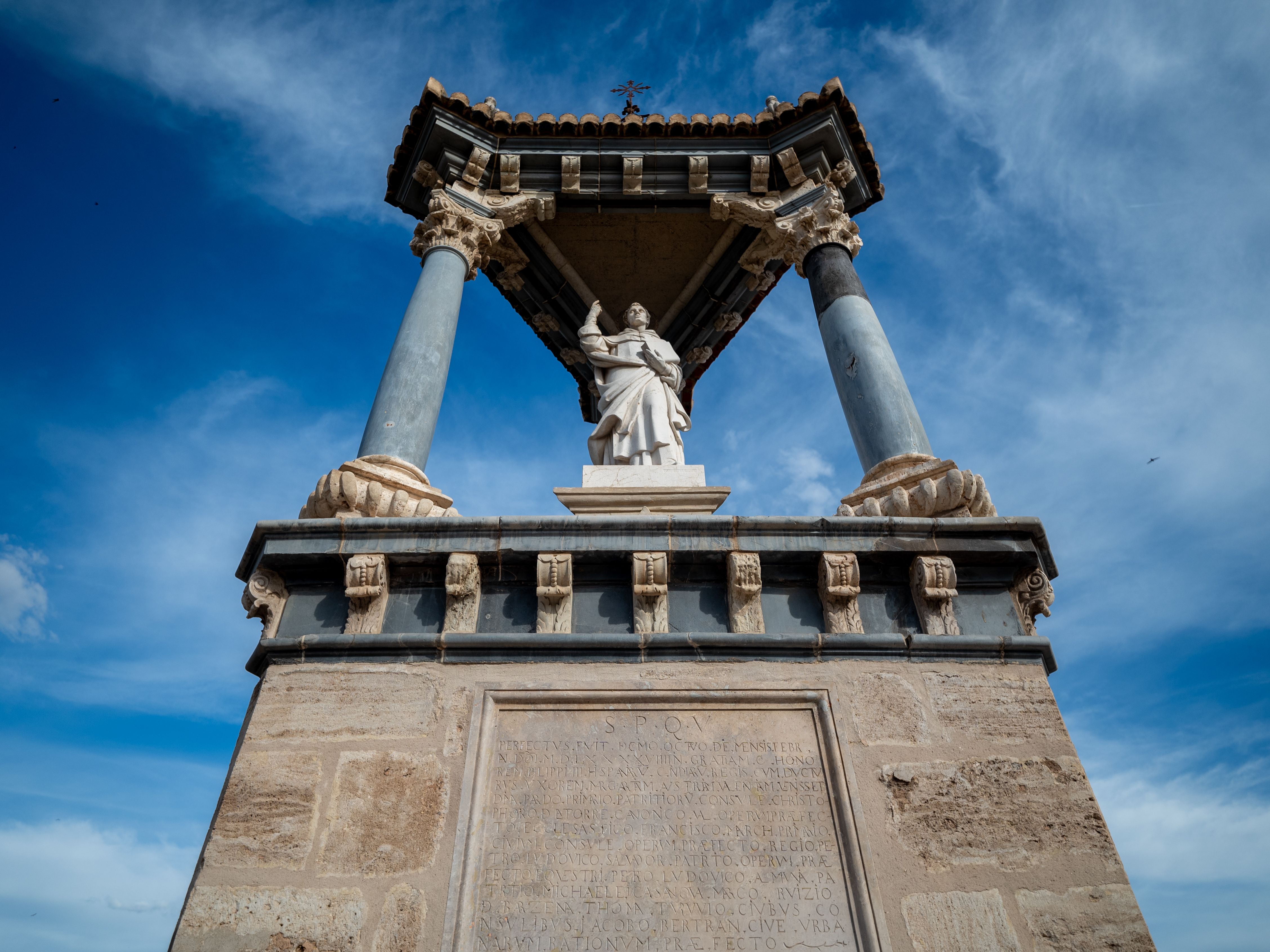 Classical Roman Statue in Valencia Spain · Free Stock Photo