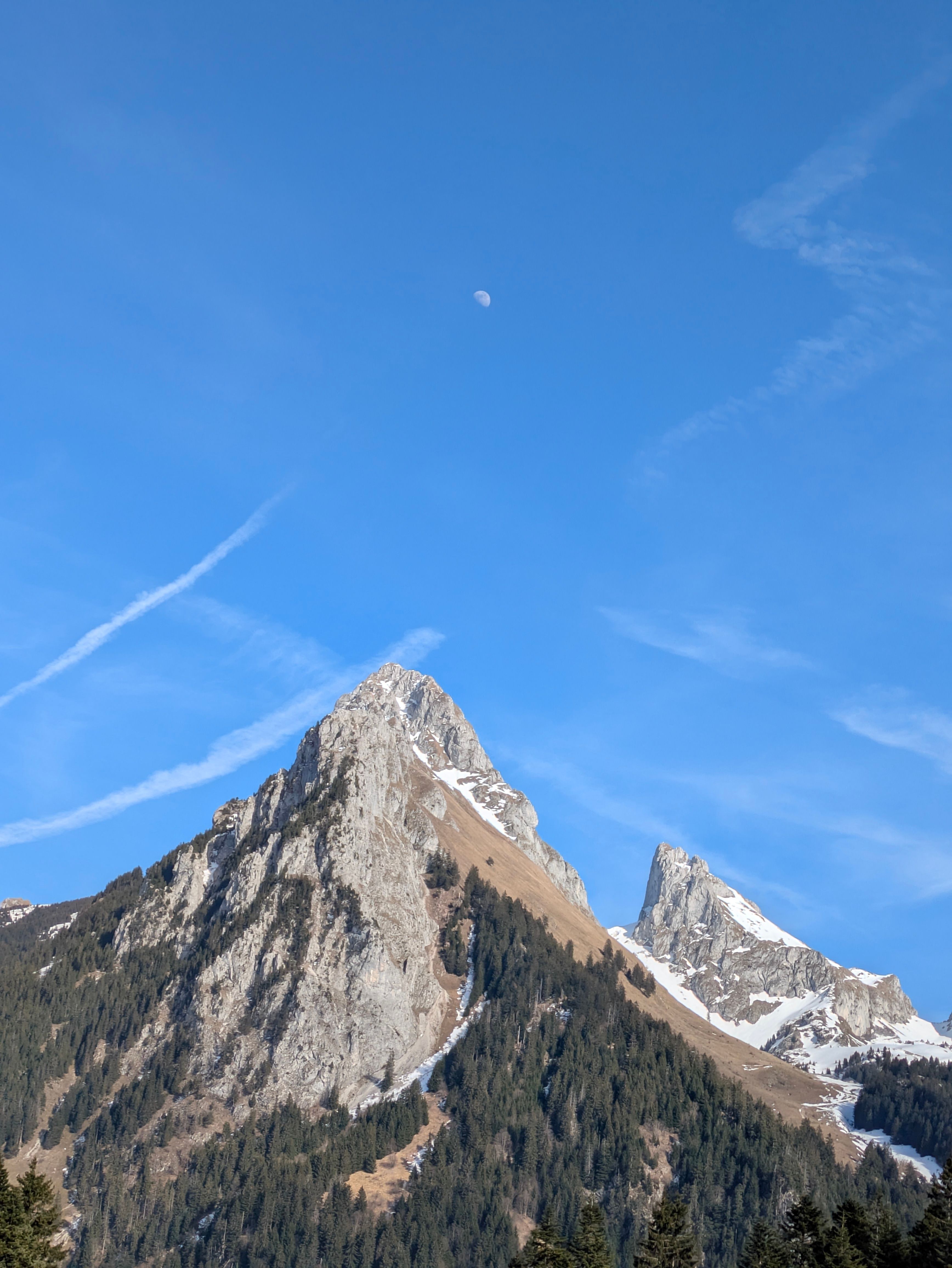 Majestic Mountain Peaks under Clear Blue Sky · Free Stock Photo