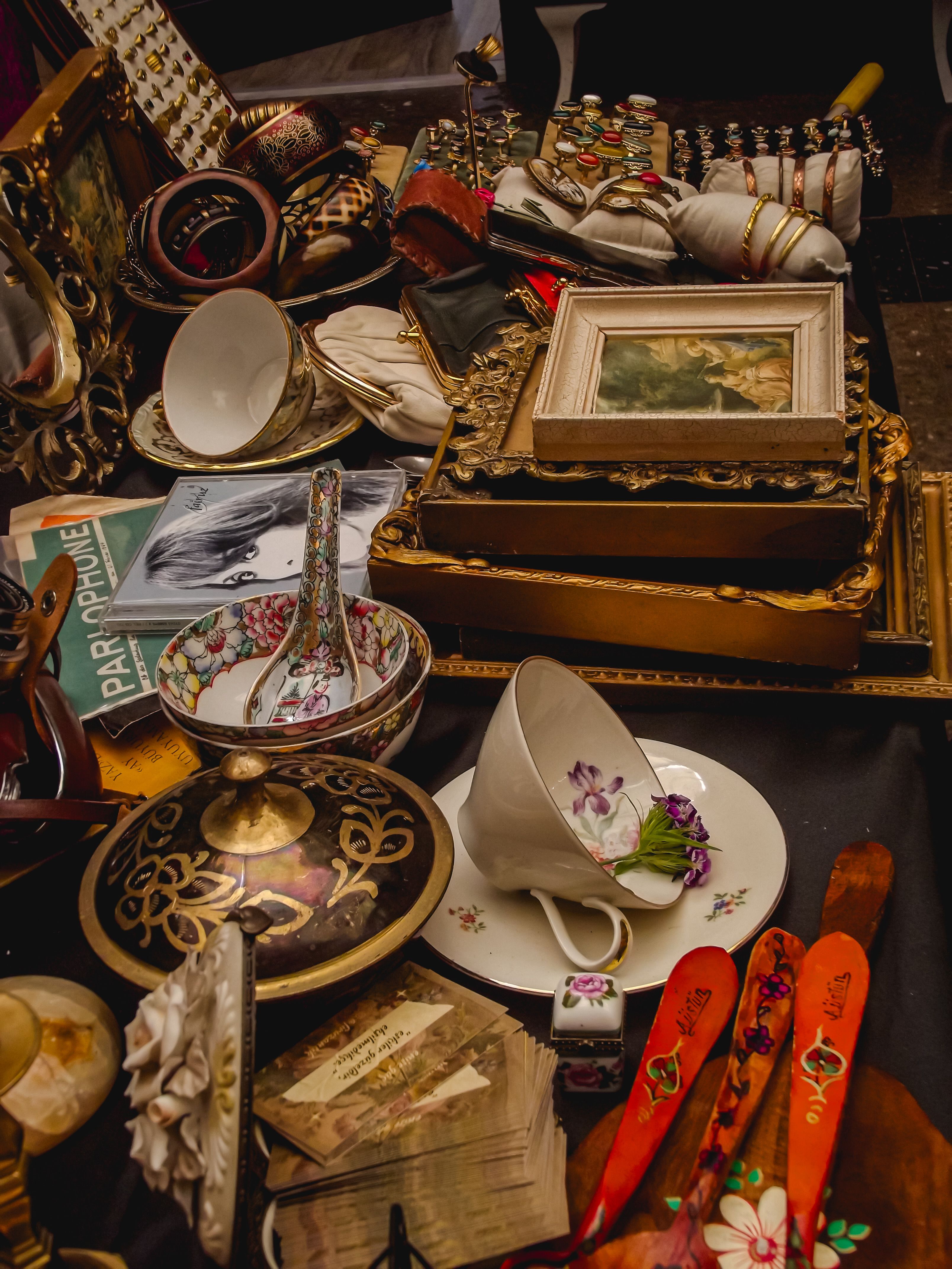 Close-up Photo of Random Collections on a Shell · Free Stock Photo
