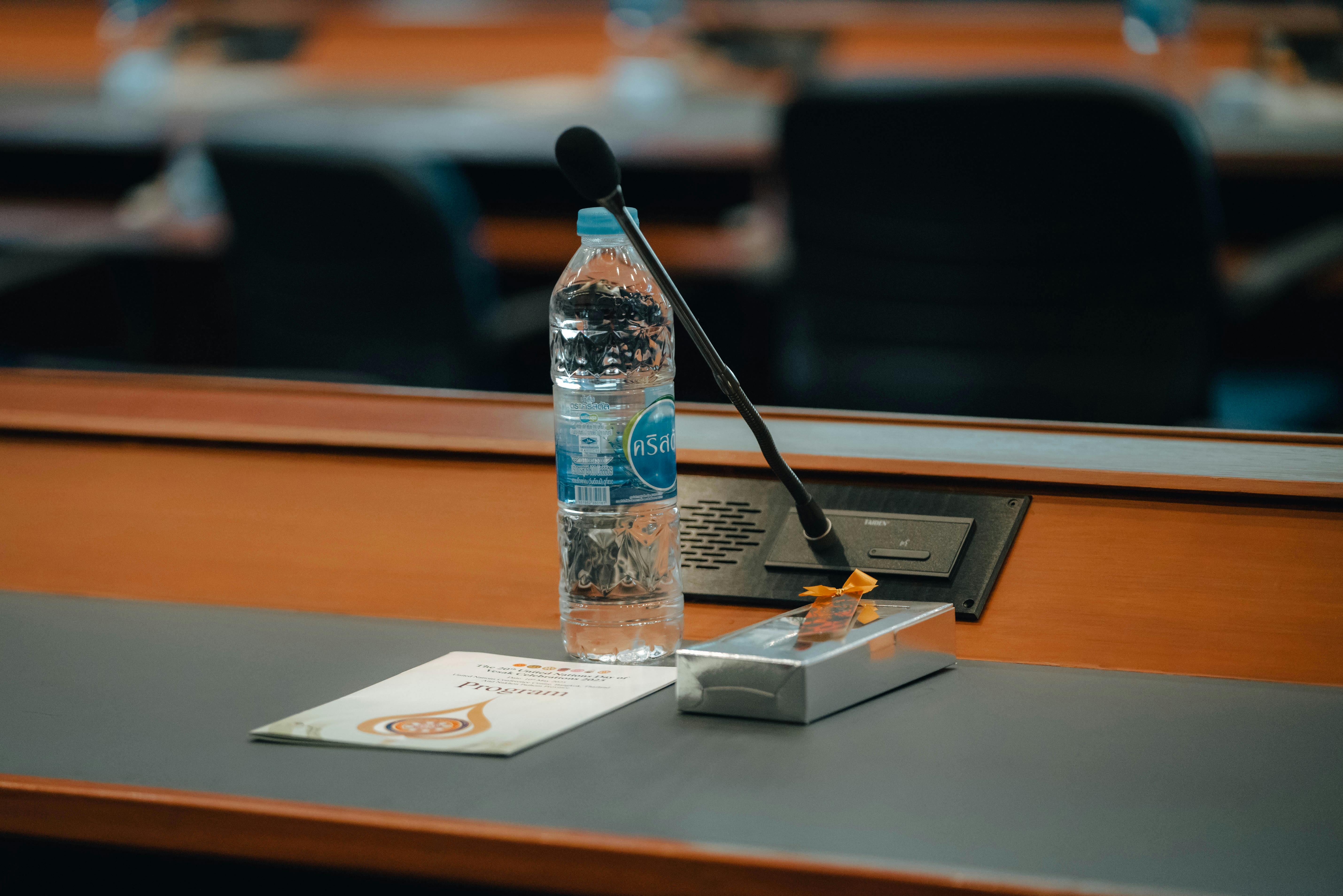 Tech Table Photos, Download The BEST Free Tech Table Stock Photos & HD ...