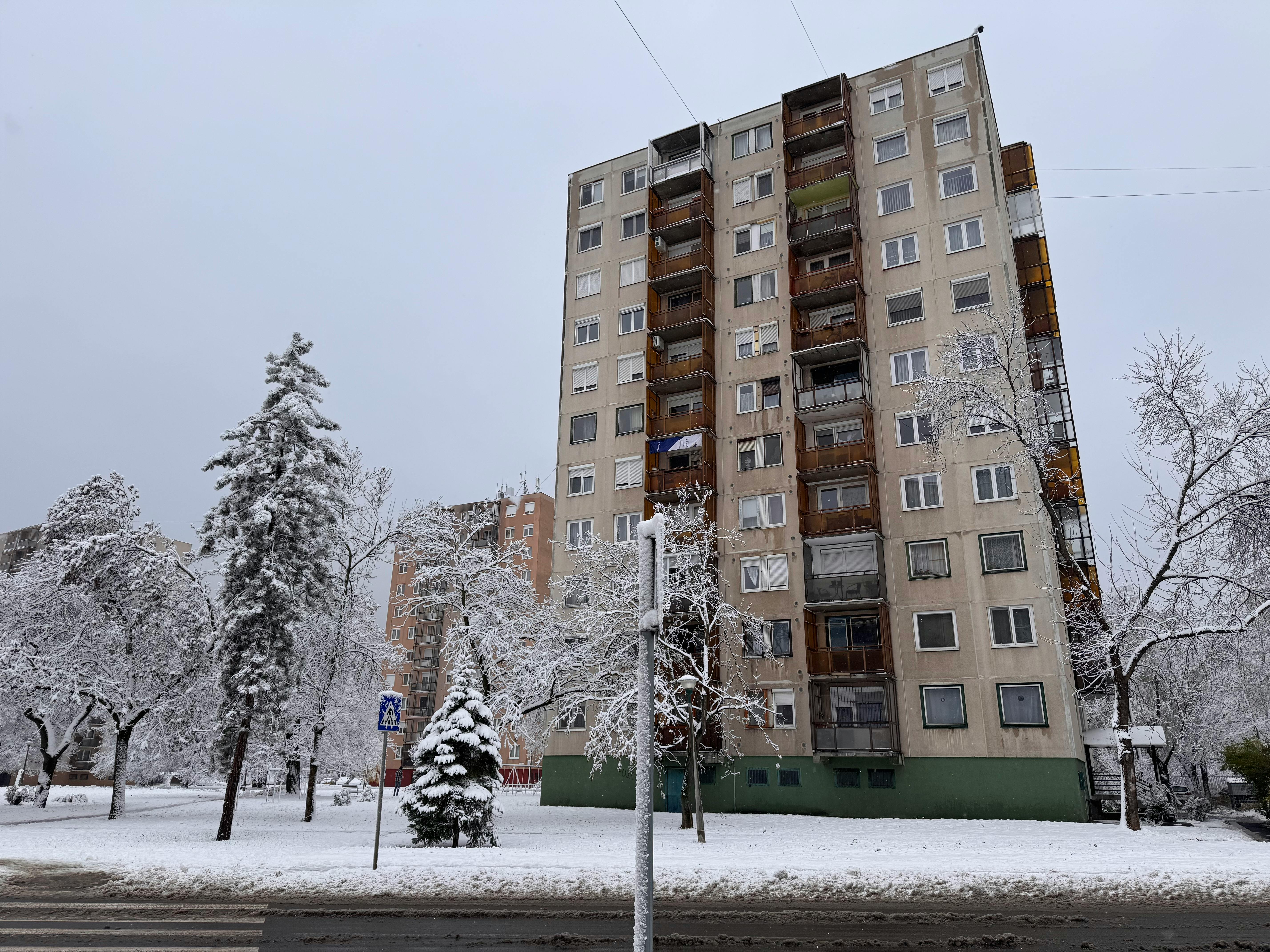 Brutalist Block in Snowy Miskolc Winter · Free Stock Photo