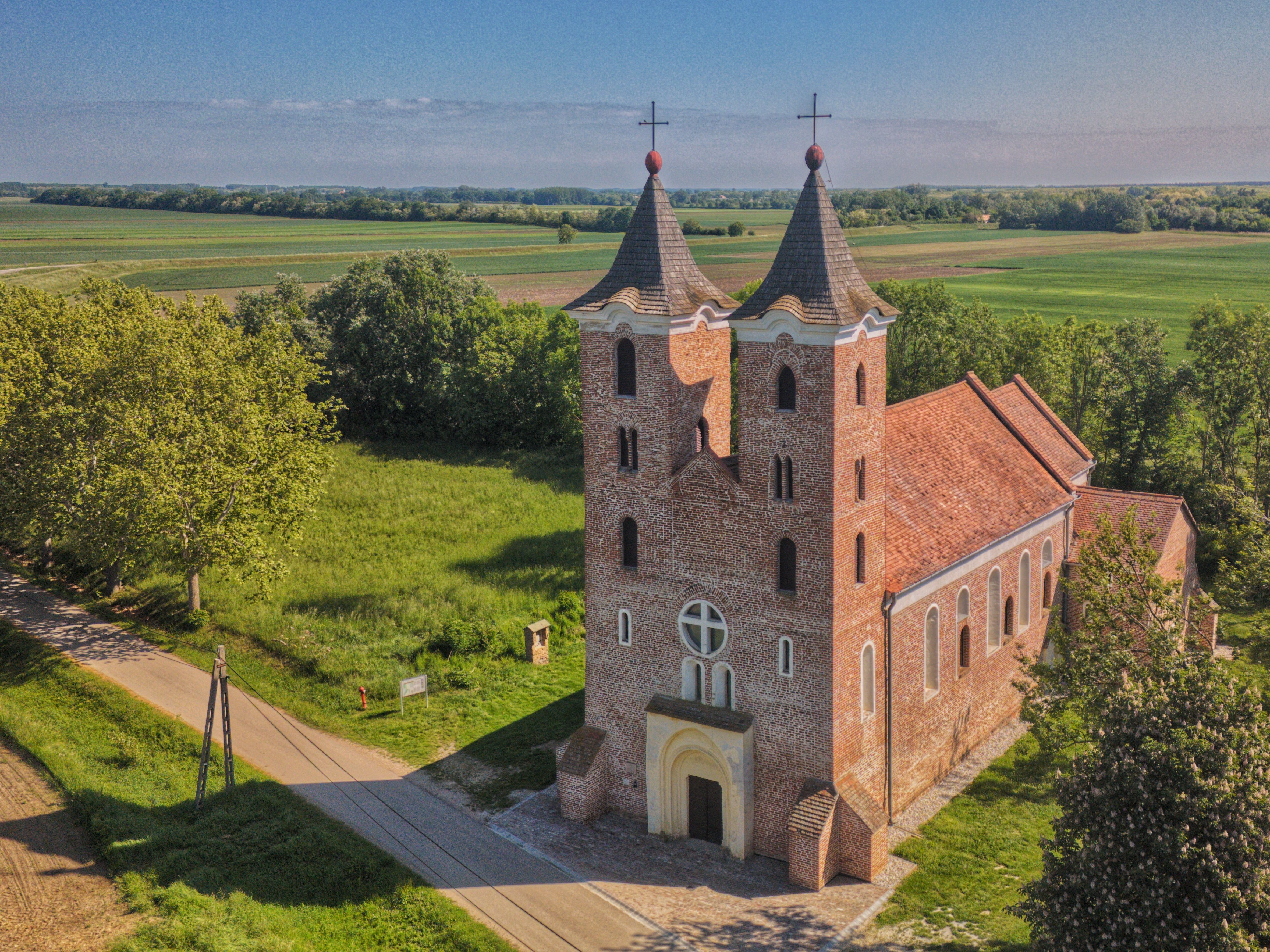 Historic Church in Rural Hungarian Countryside · Free Stock Photo