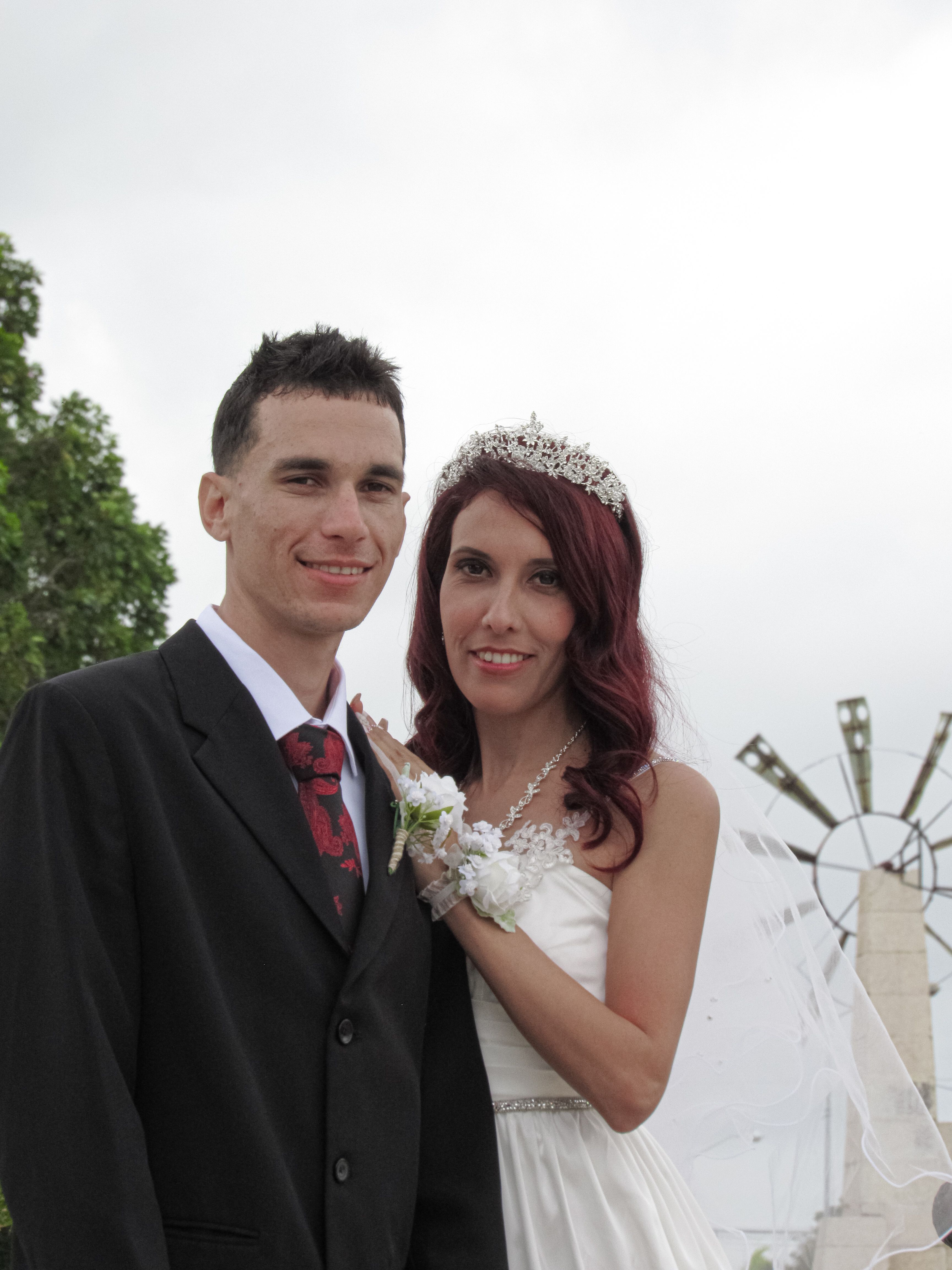 Bride Suit Photos, Download The BEST Free Bride Suit Stock Photos & HD ...