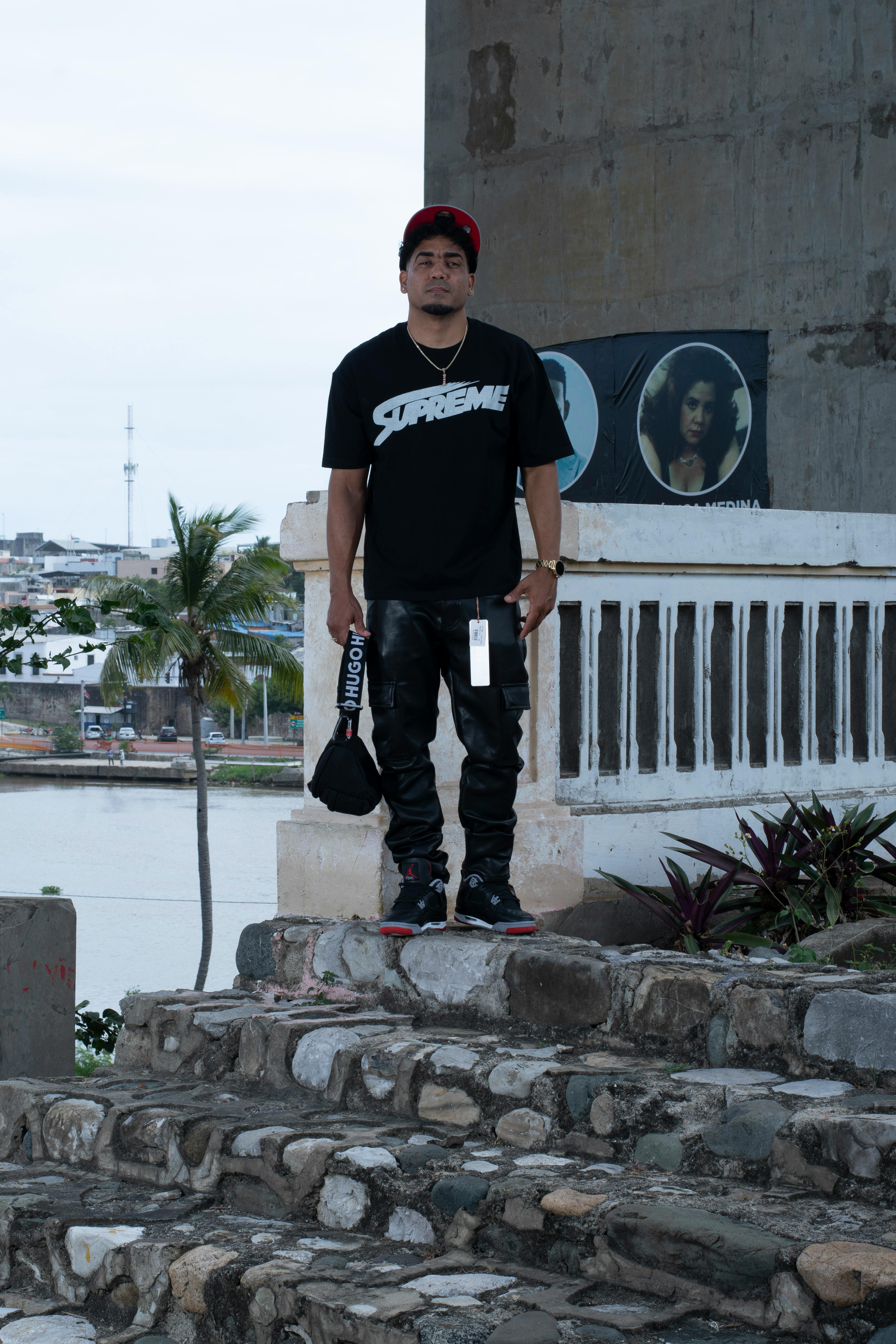 Sagging Pants Photos, Download The BEST Free Sagging Pants Stock Photos ...