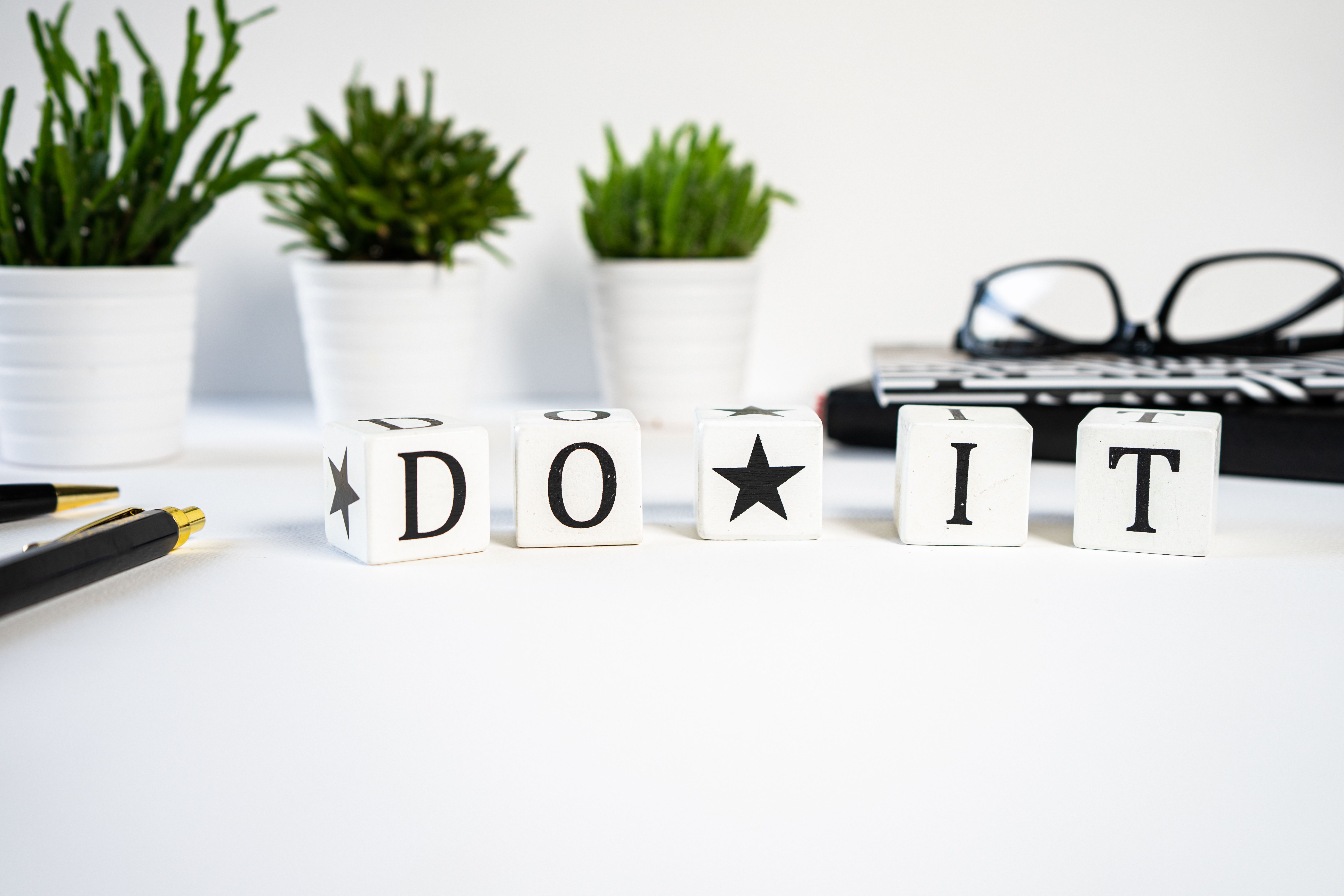 Modern Workplace Photos, Download The BEST Free Modern Workplace Stock ...