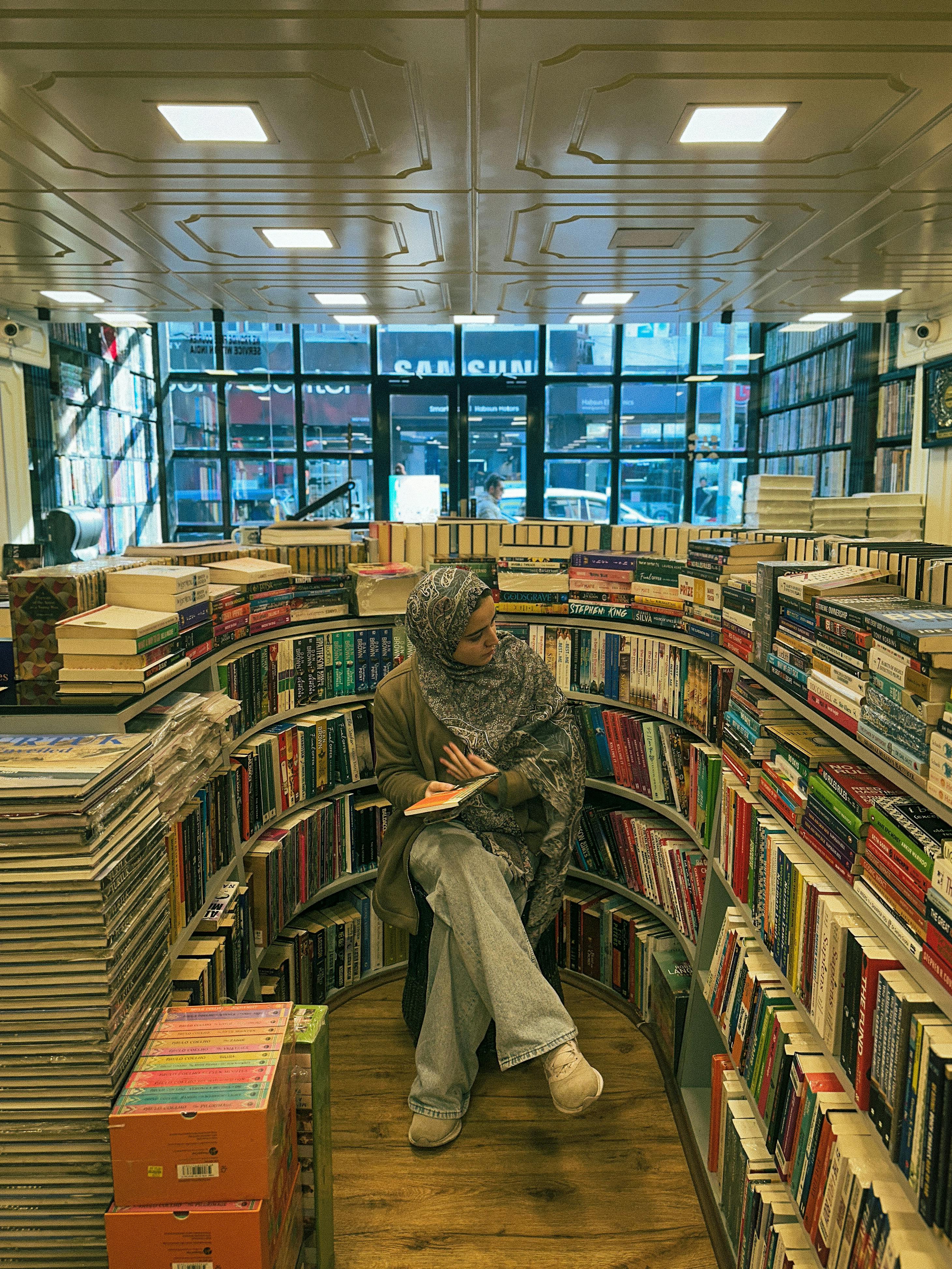 Bookworm Photos, Download The BEST Free Bookworm Stock Photos & HD Images