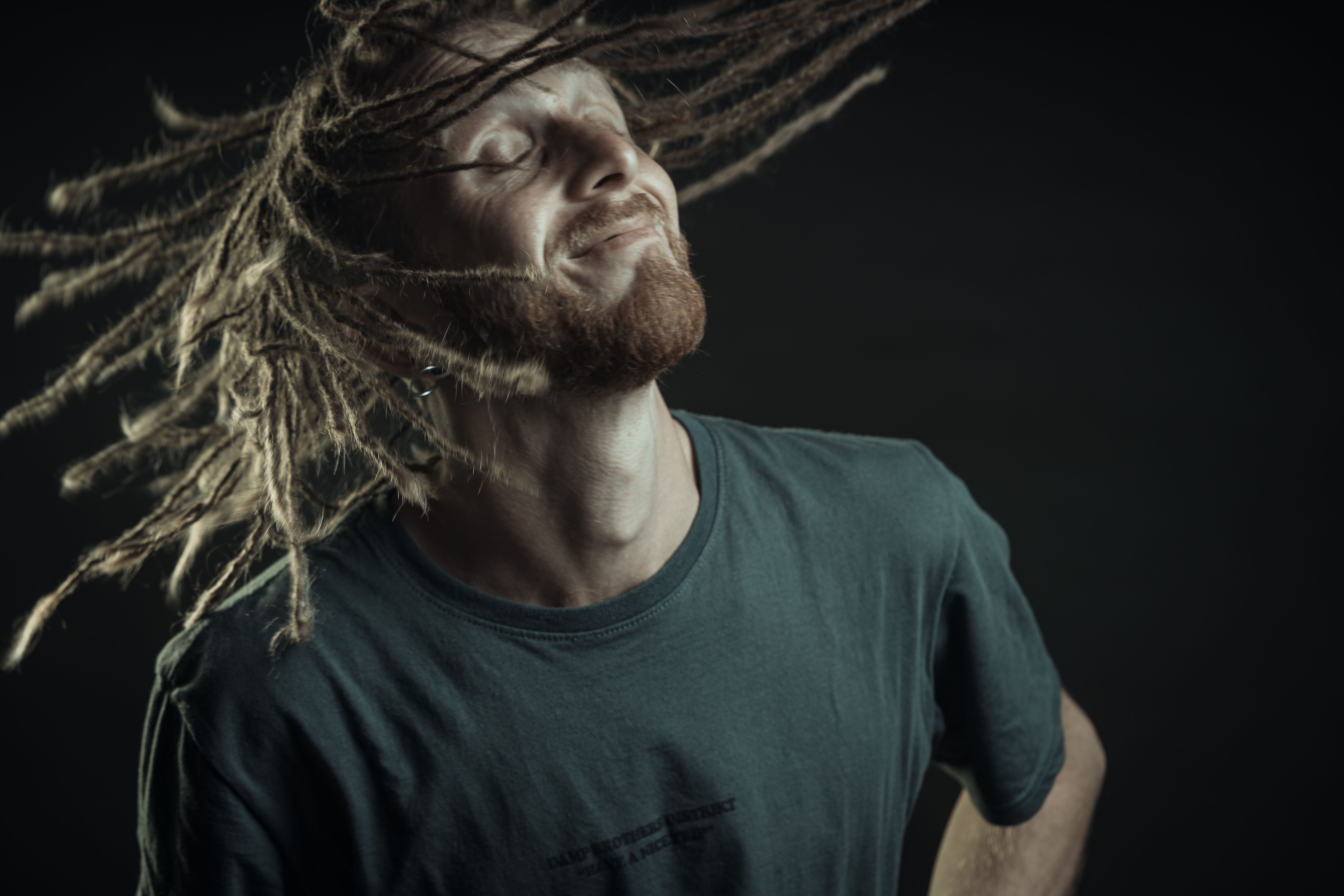 Head Shaking Photos, Download The BEST Free Head Shaking Stock Photos ...