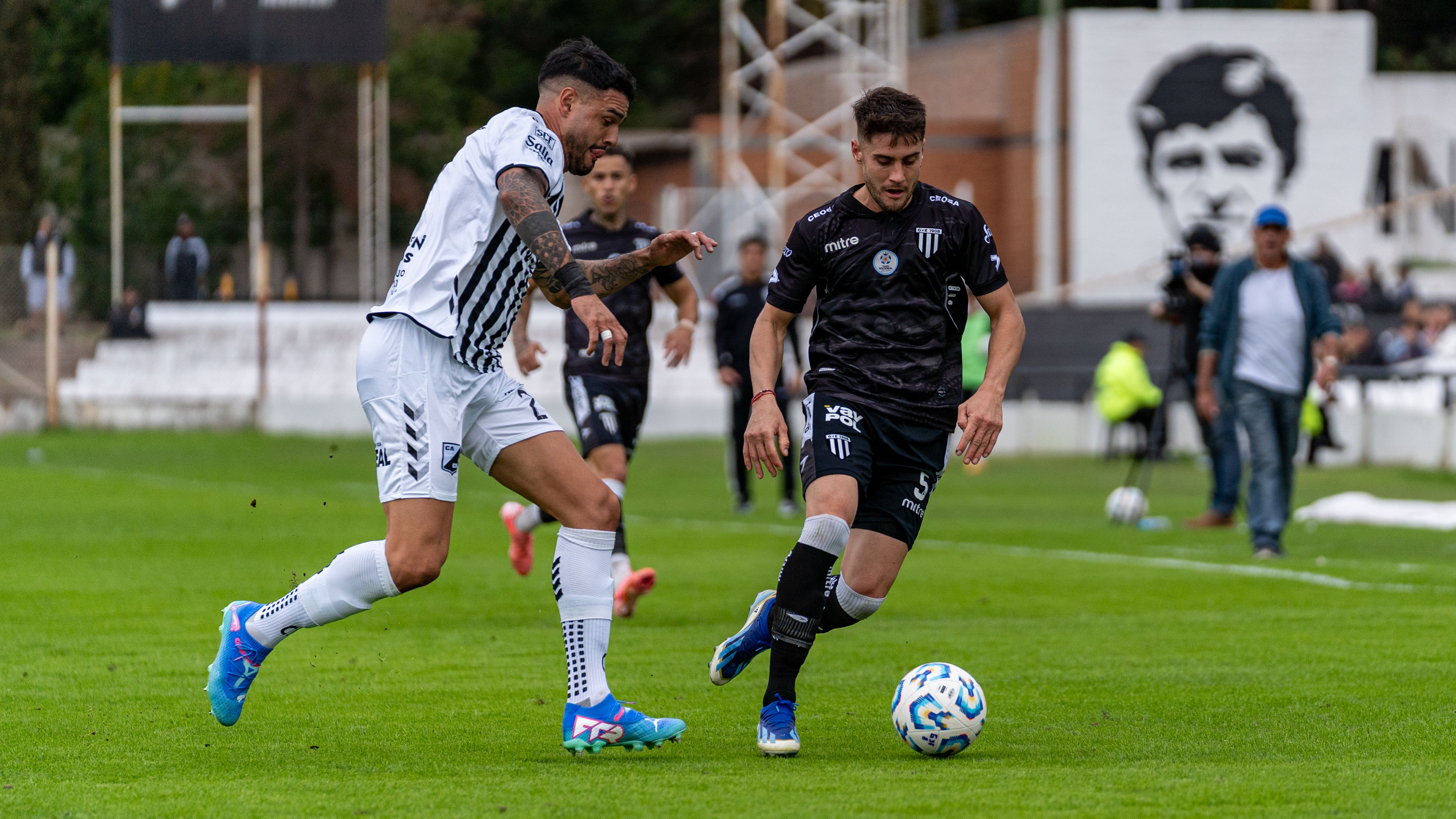 Football Action Photos, Download The BEST Free Football Action Stock ...