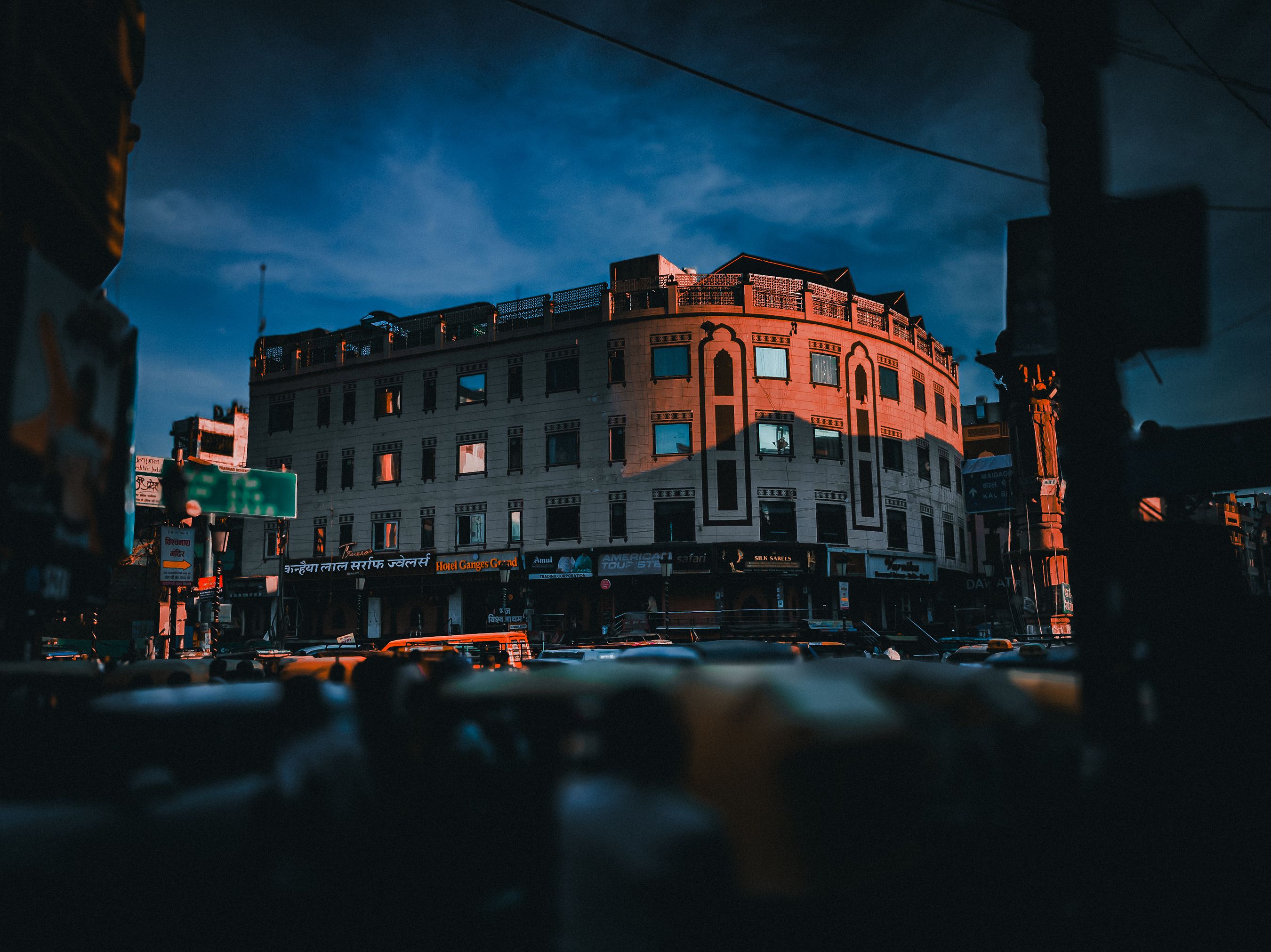 Vivid Indian Urban Scene at Sunset · Free Stock Photo