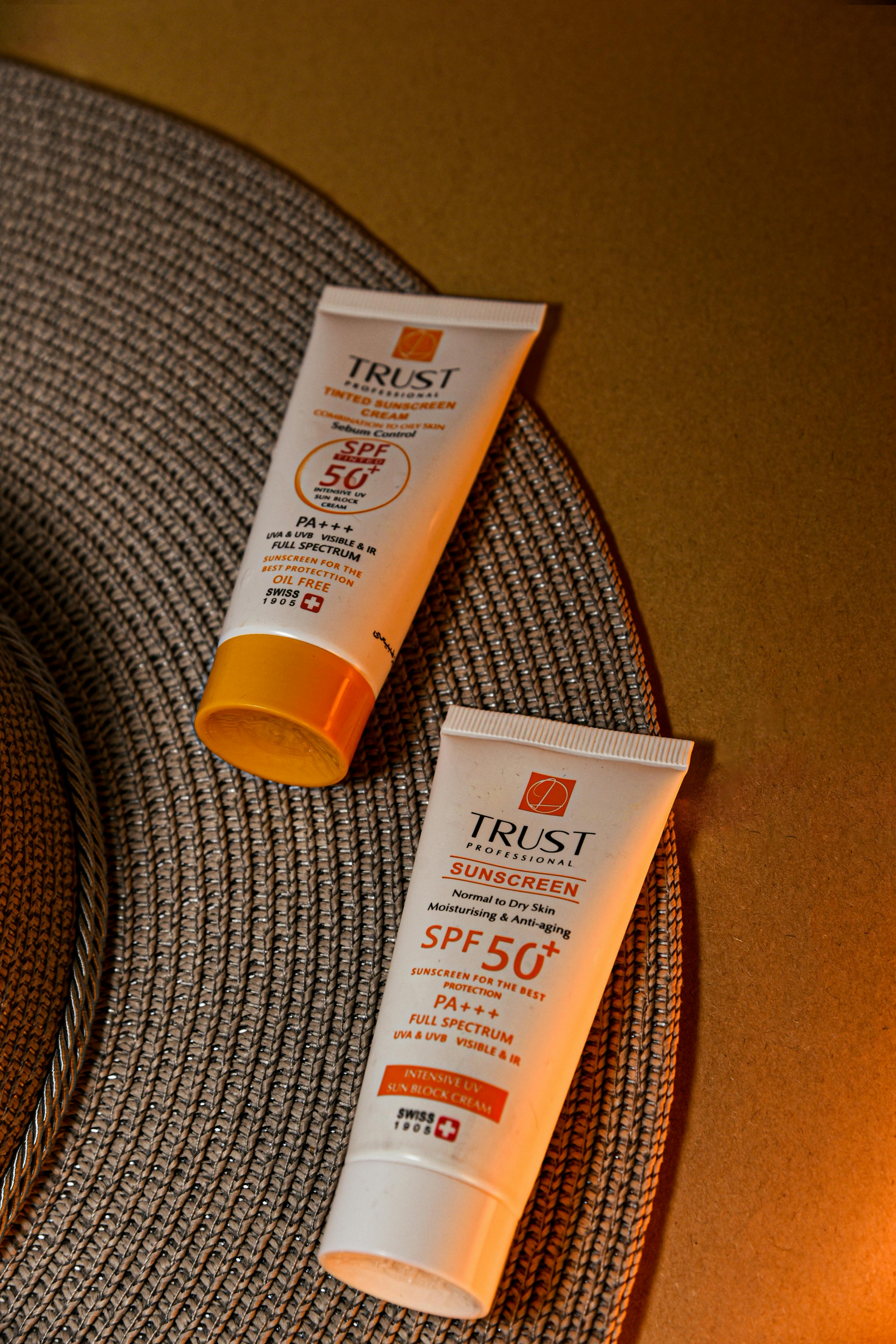 Sunscreen Photos, Download The BEST Free Sunscreen Stock Photos & HD Images