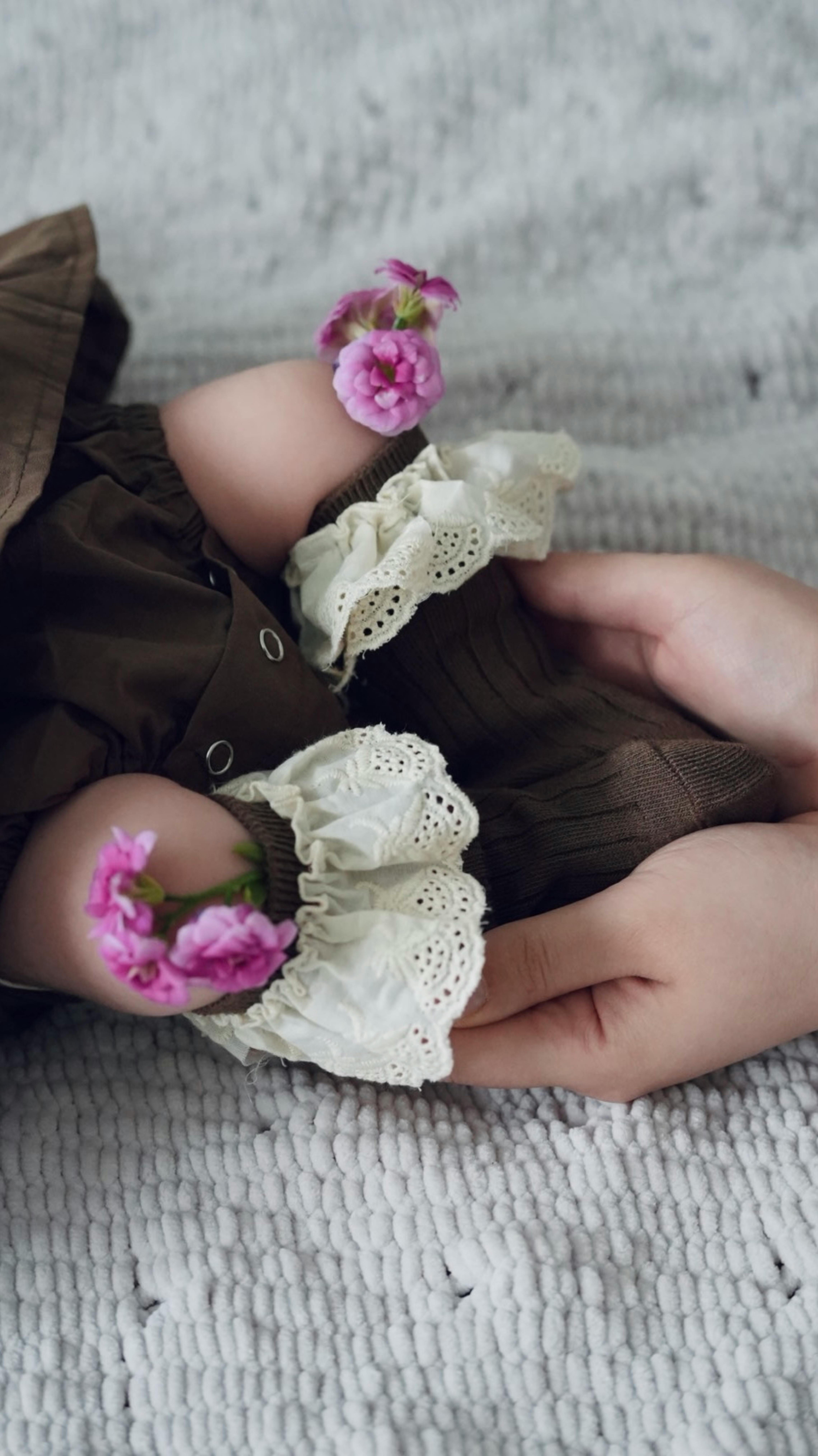 Cute+Girls+Gyats Photos, Download The BEST Free Cute+Girls+Gyats Stock ...