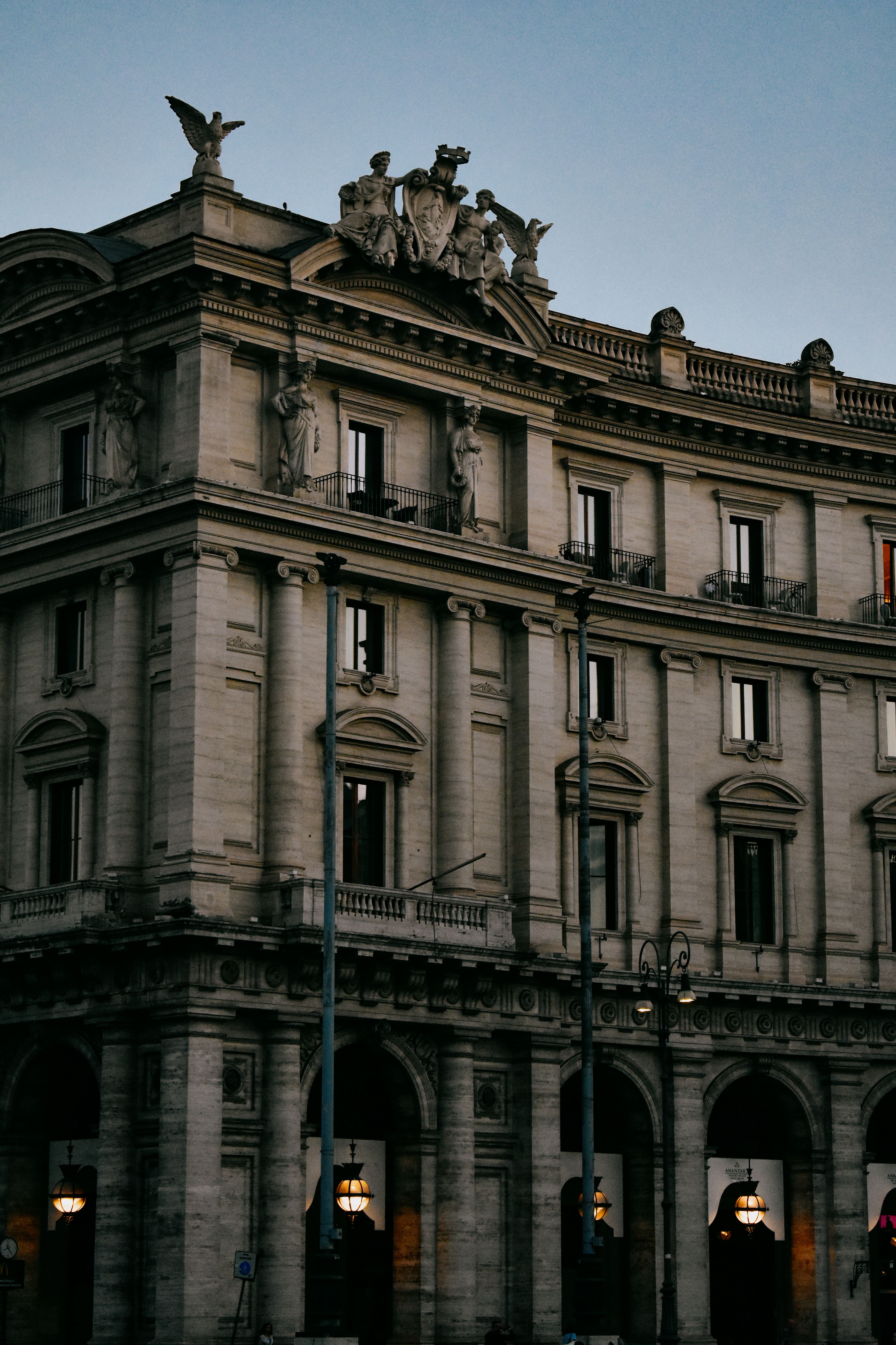 Historic Roman Architecture in Rome at Dusk · Free Stock Photo