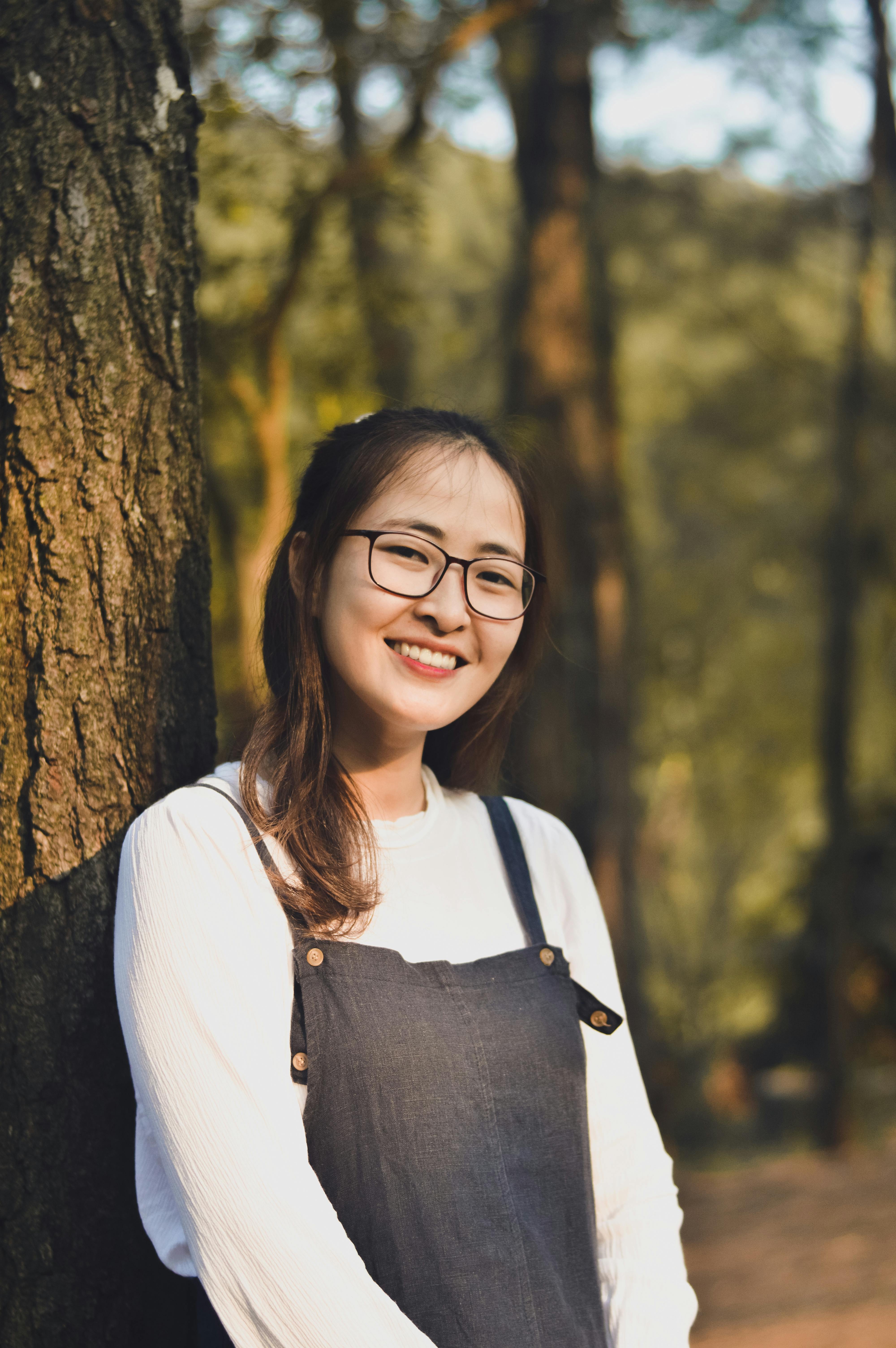 Ogling Photos, Download The BEST Free Ogling Stock Photos & HD Images