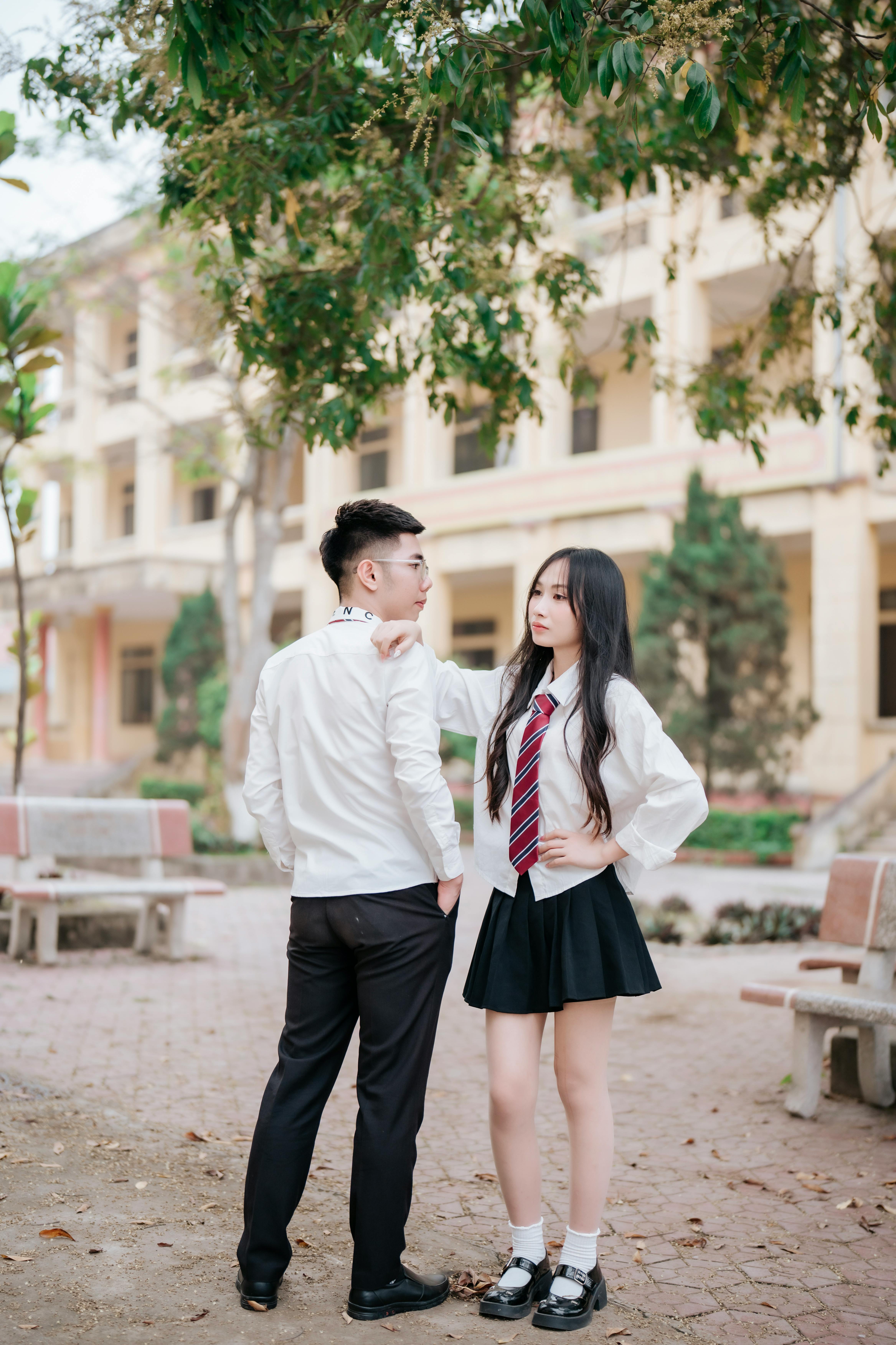 Collage Students In Uniform Photos, Download The BEST Free Collage ...