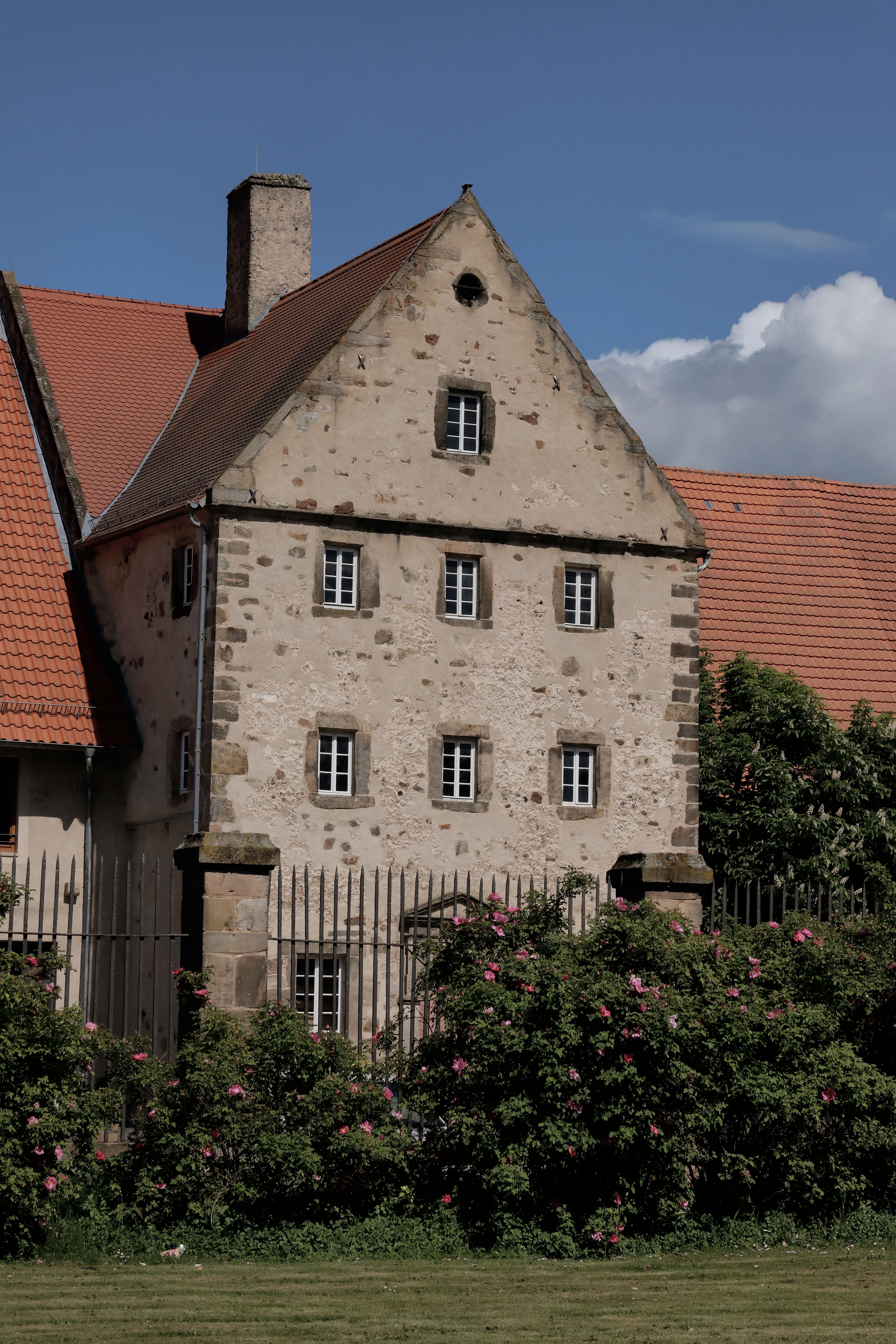 Historic German House with Stone Facade · Free Stock Photo