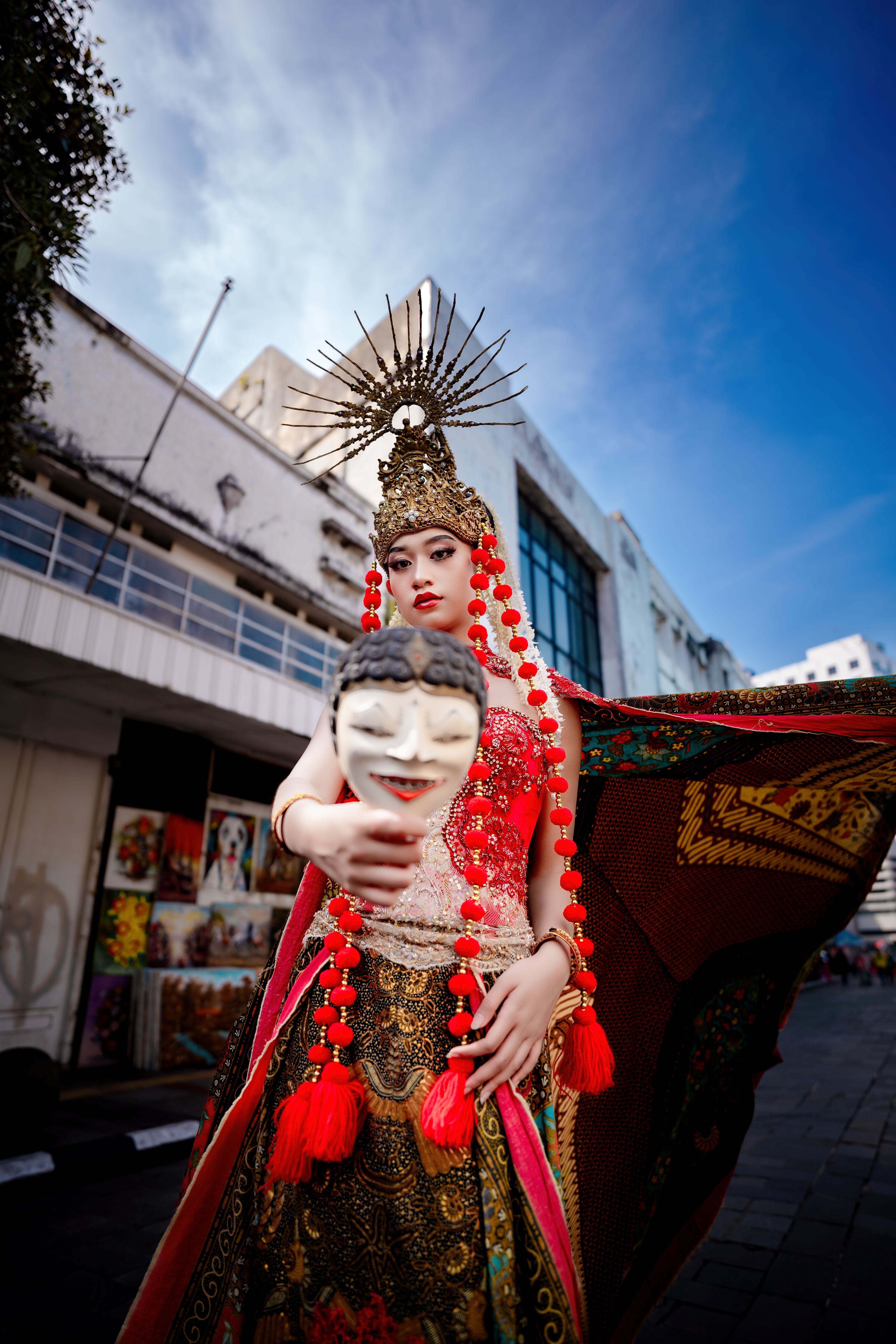 Traditional Indonesian Dance Performer in Jawa Barat · Free Stock Photo