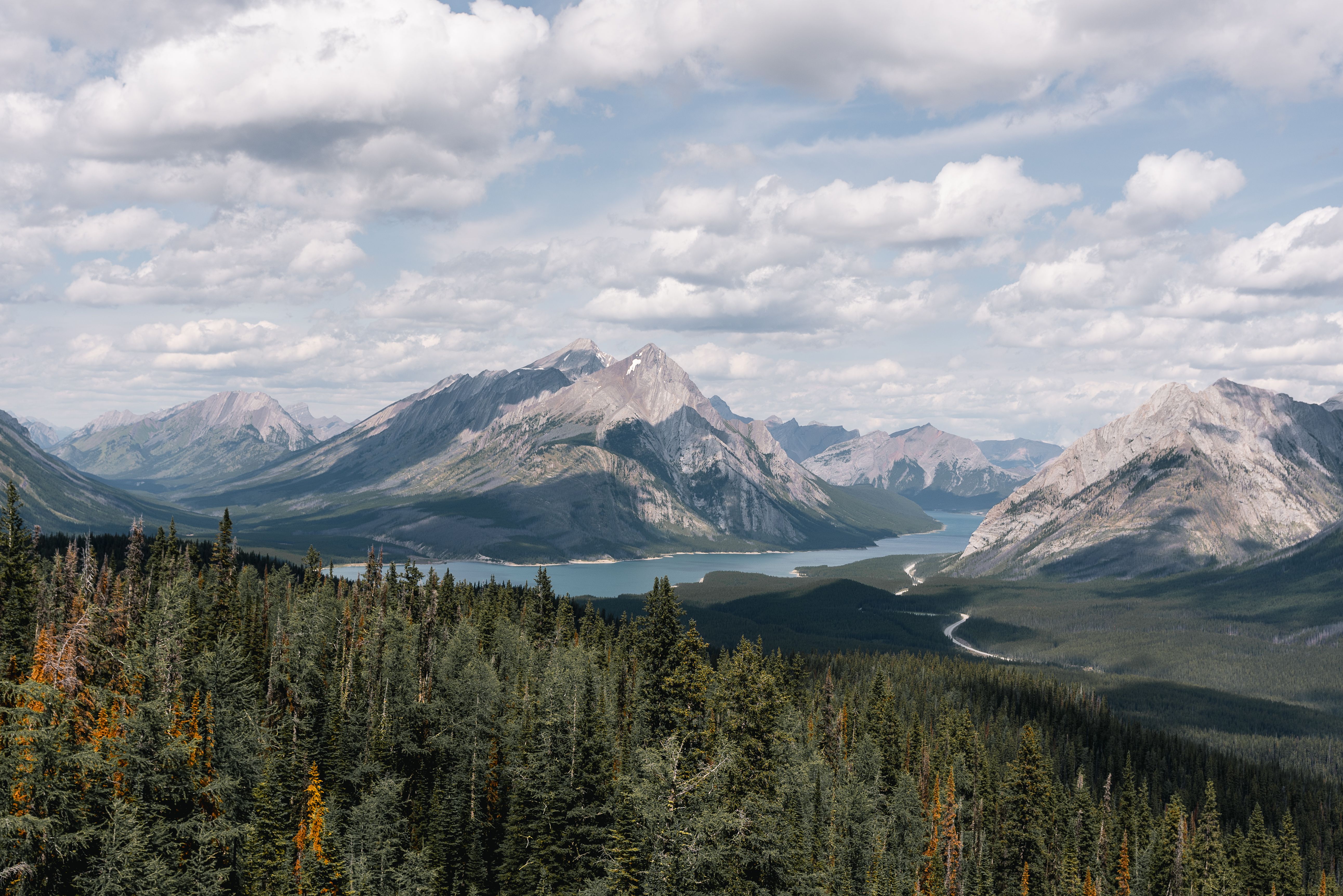 Scenic Mountain View in Kananaskis, Alberta · Free Stock Photo