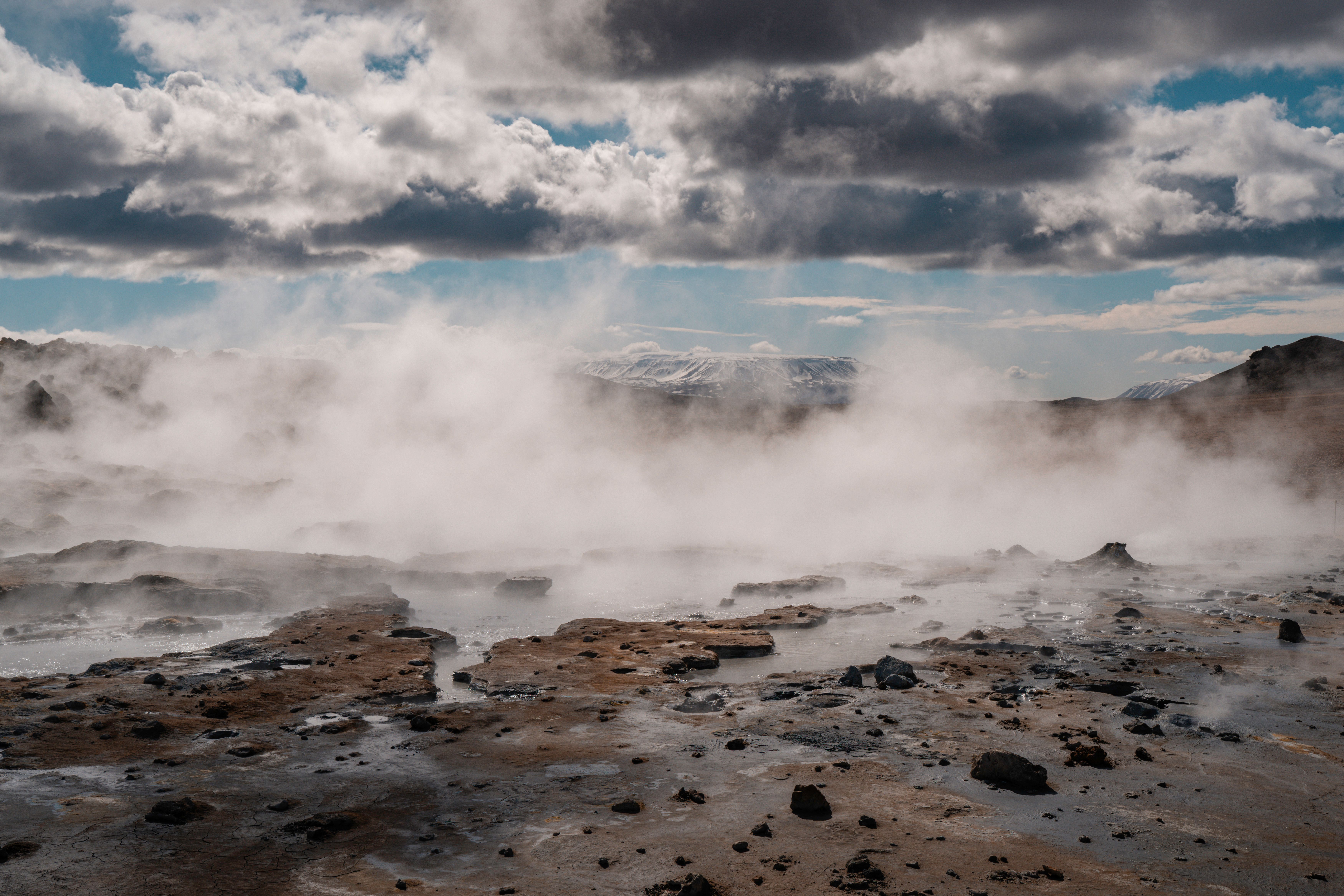 Stunning Geothermal Landscape in Iceland · Free Stock Photo