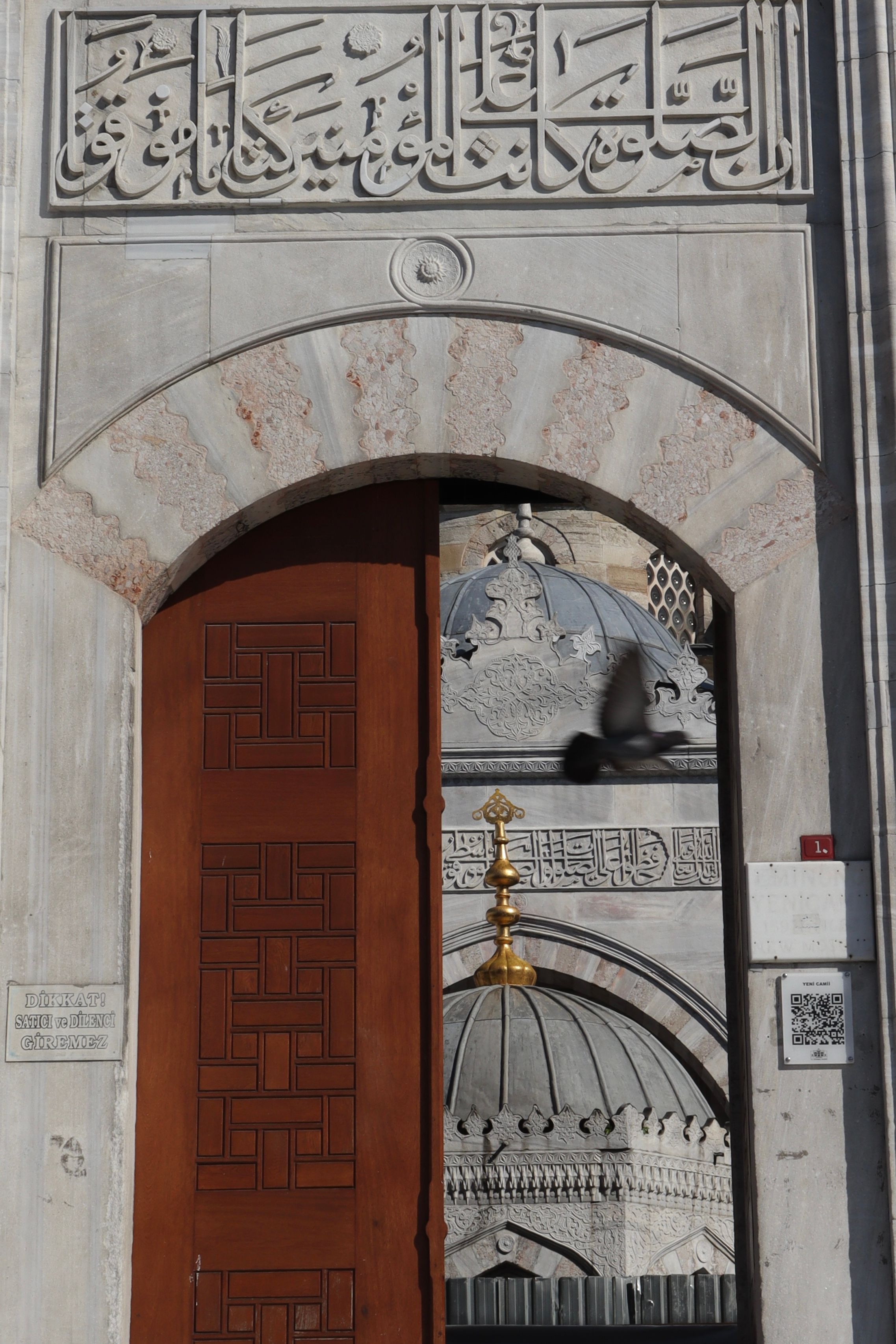 Historic Istanbul Architecture with Arabic Calligraphy · Free Stock Photo