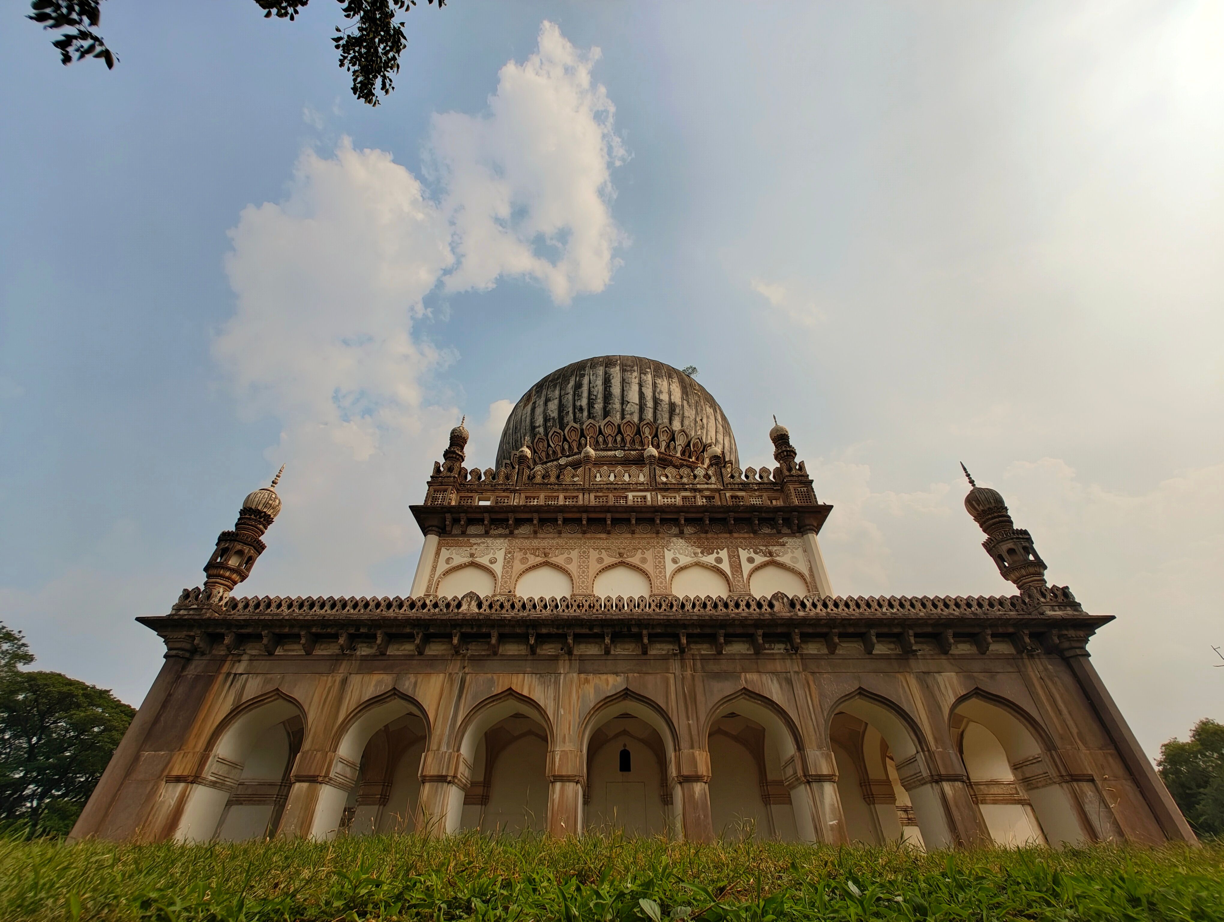 Qutb Shahi Tomb in Hyderabad, India · Free Stock Photo