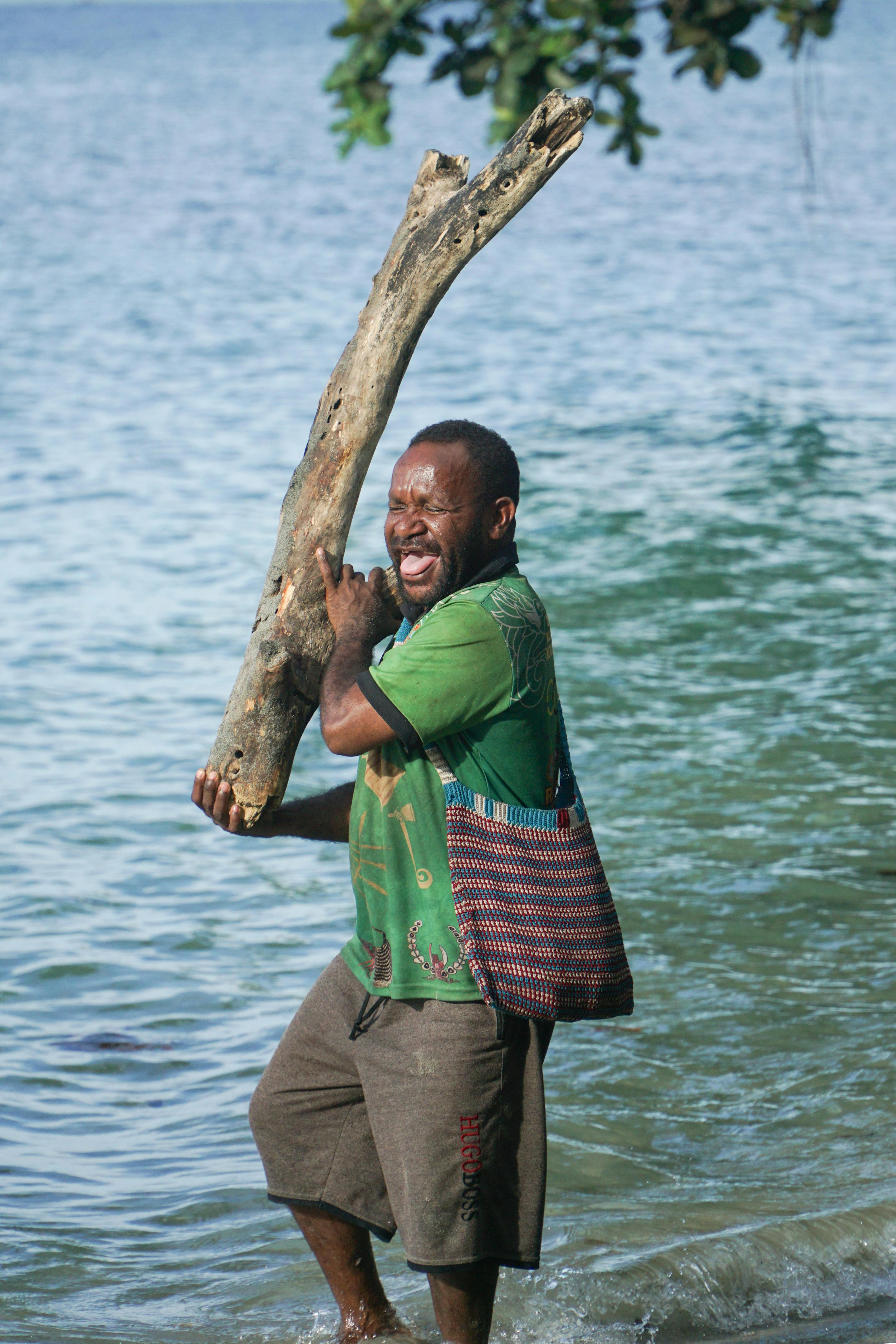 Smiling By The Ocean Photos, Download The BEST Free Smiling By The ...