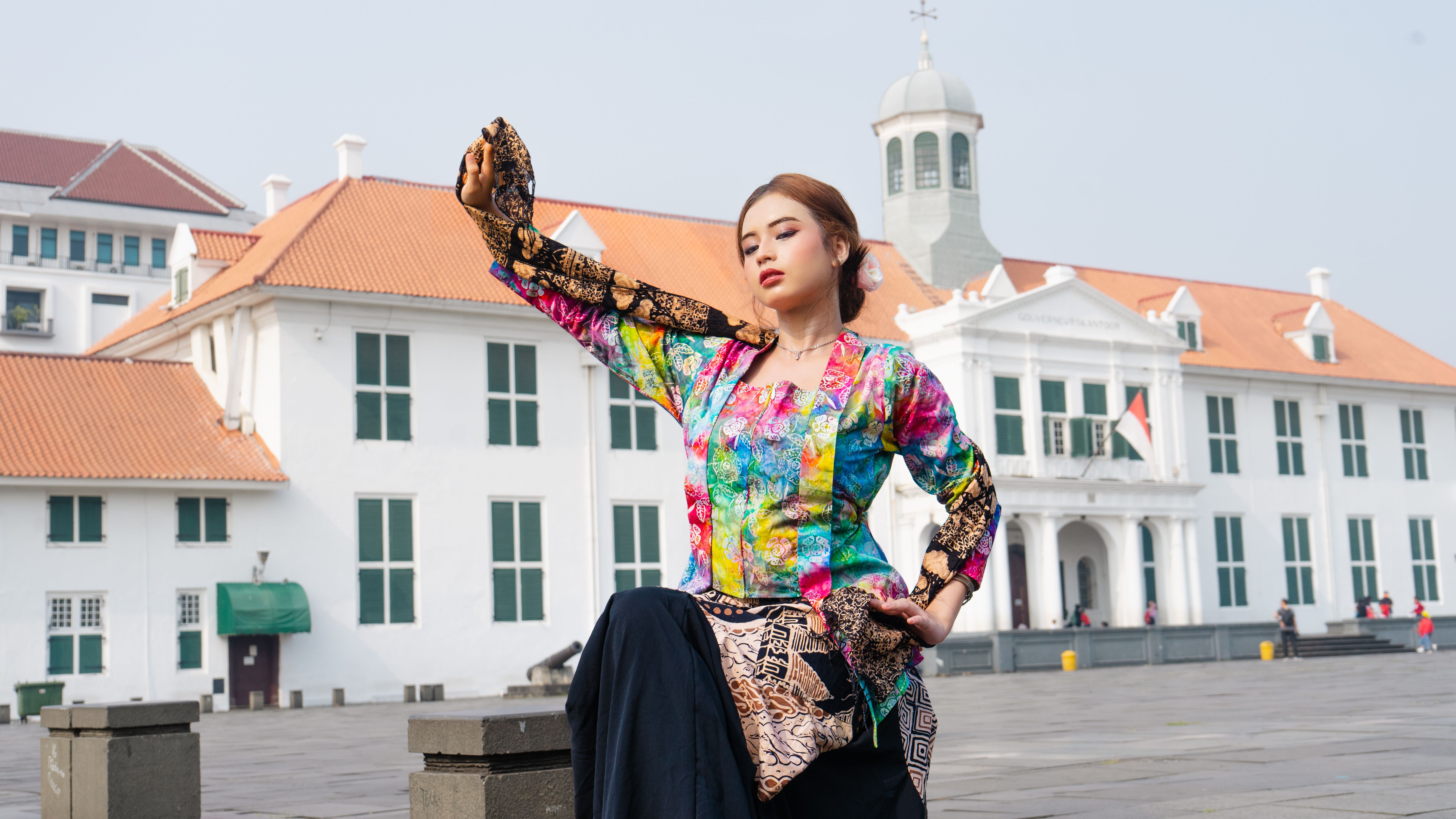 Traditional Indonesian Dancer in Jakarta Setting · Free Stock Photo