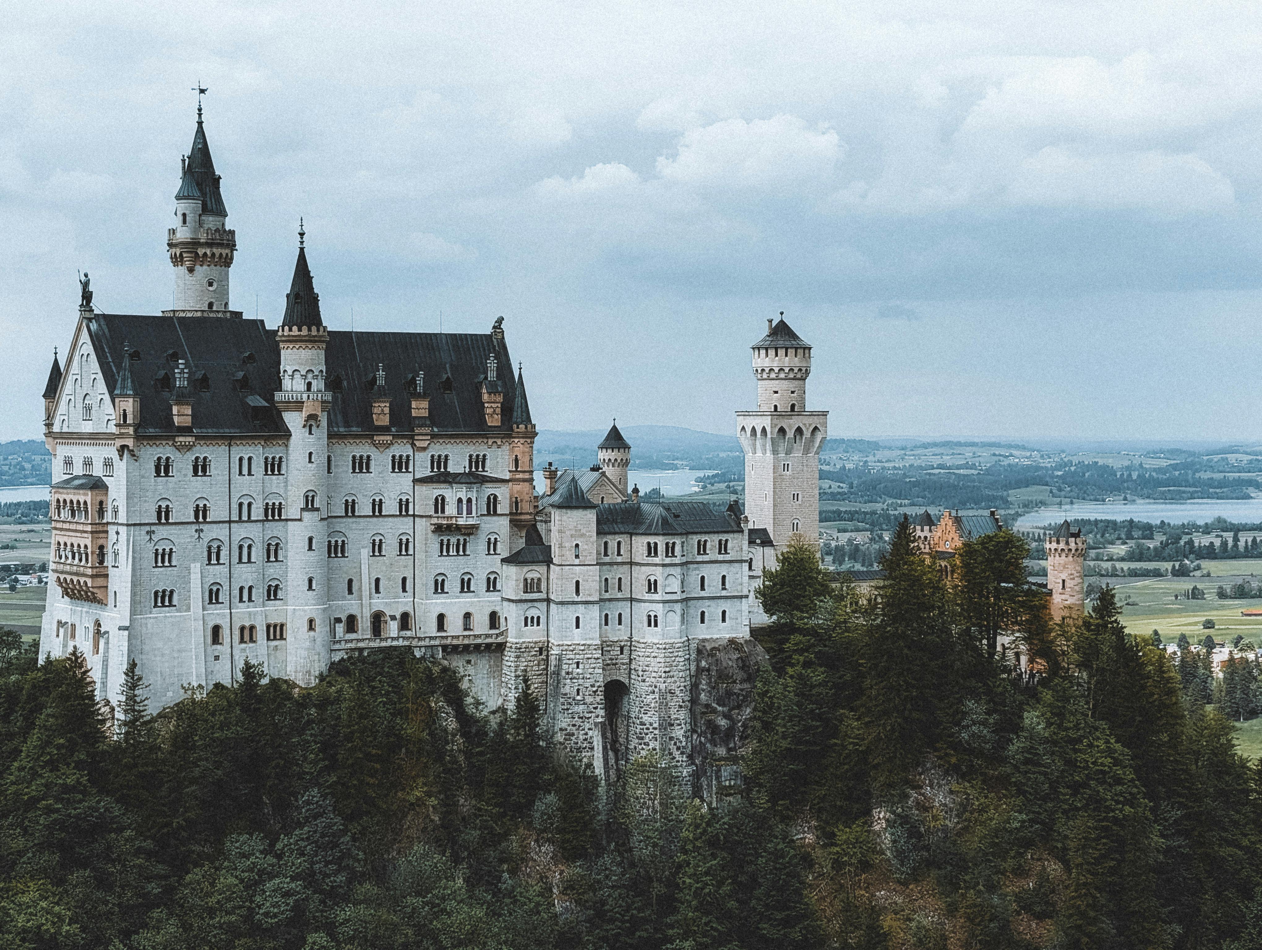 View of Castle in City · Free Stock Photo