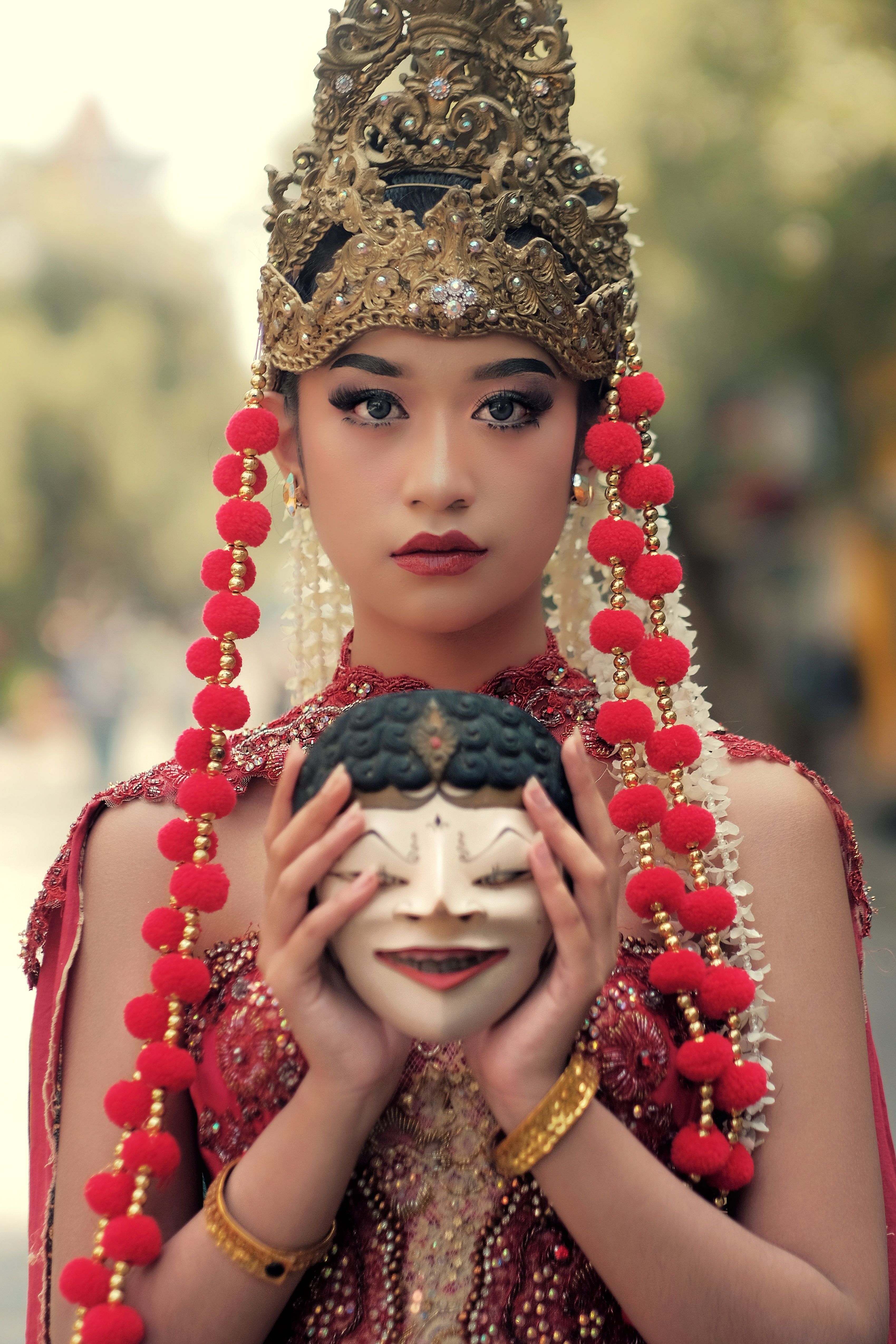 Traditional Indonesian Costume Performance in West Java · Free Stock Photo