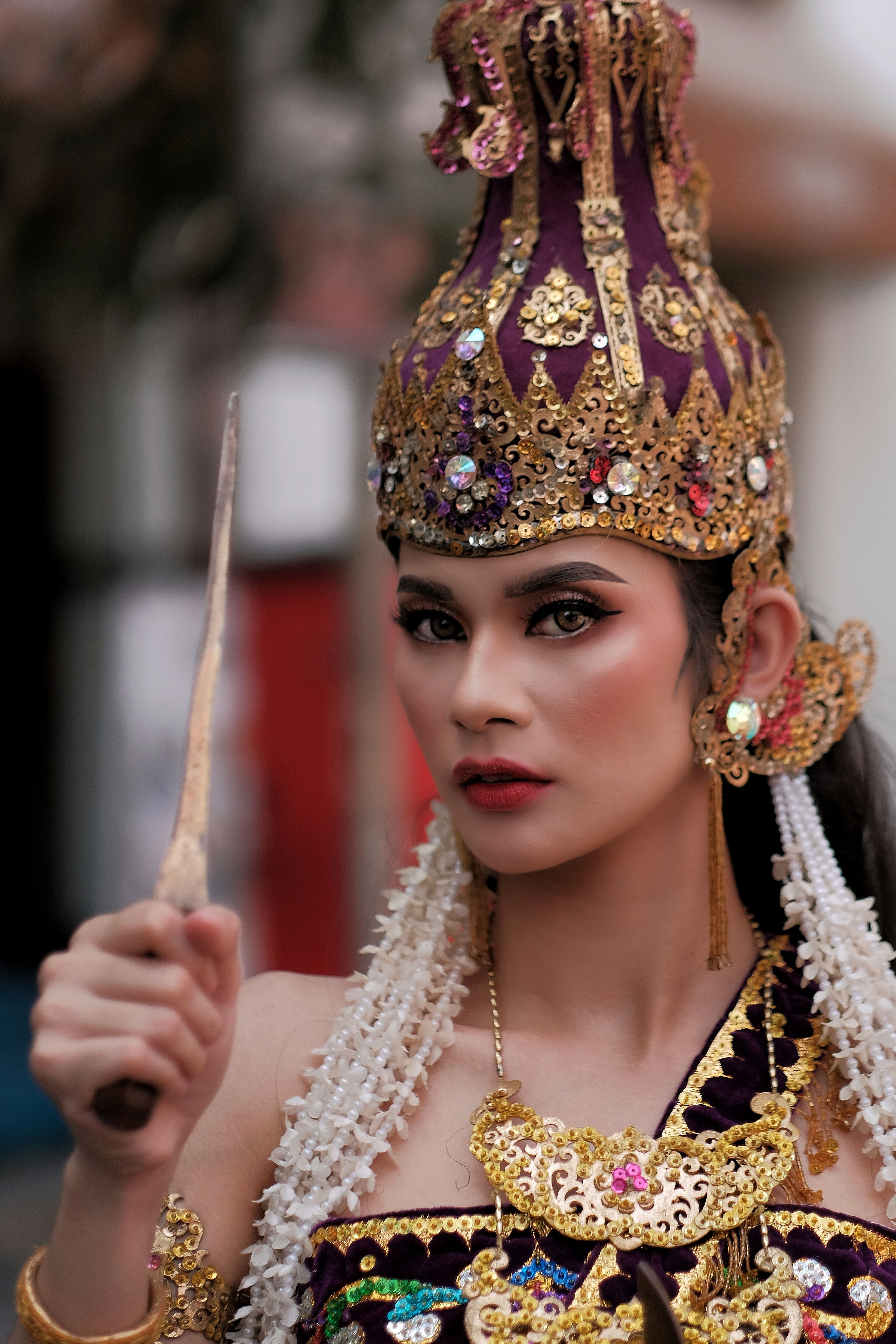 Traditional Sundanese Dancer with Elaborate Costume · Free Stock Photo