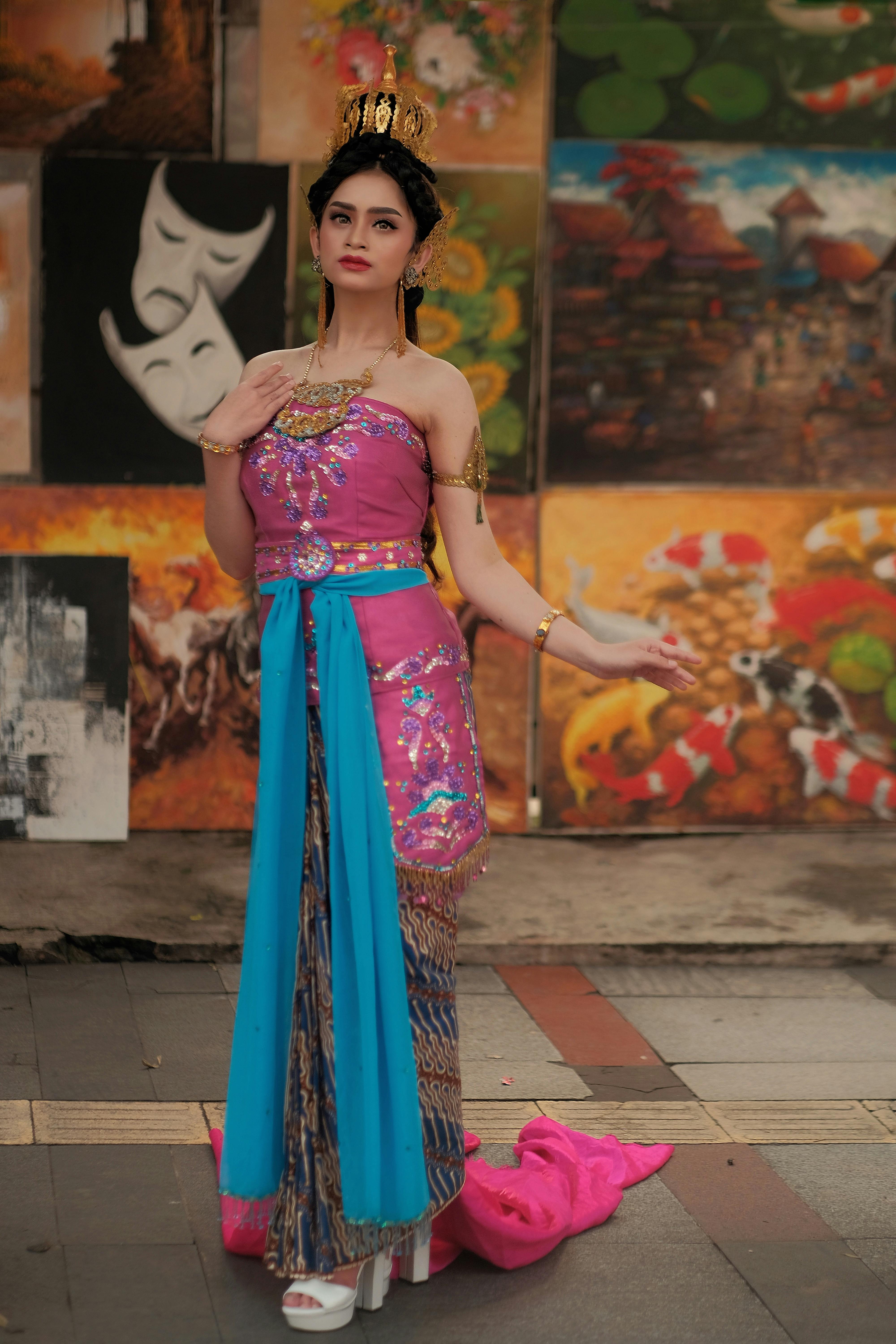 Traditional Costume Fashion in Asian Street · Free Stock Photo